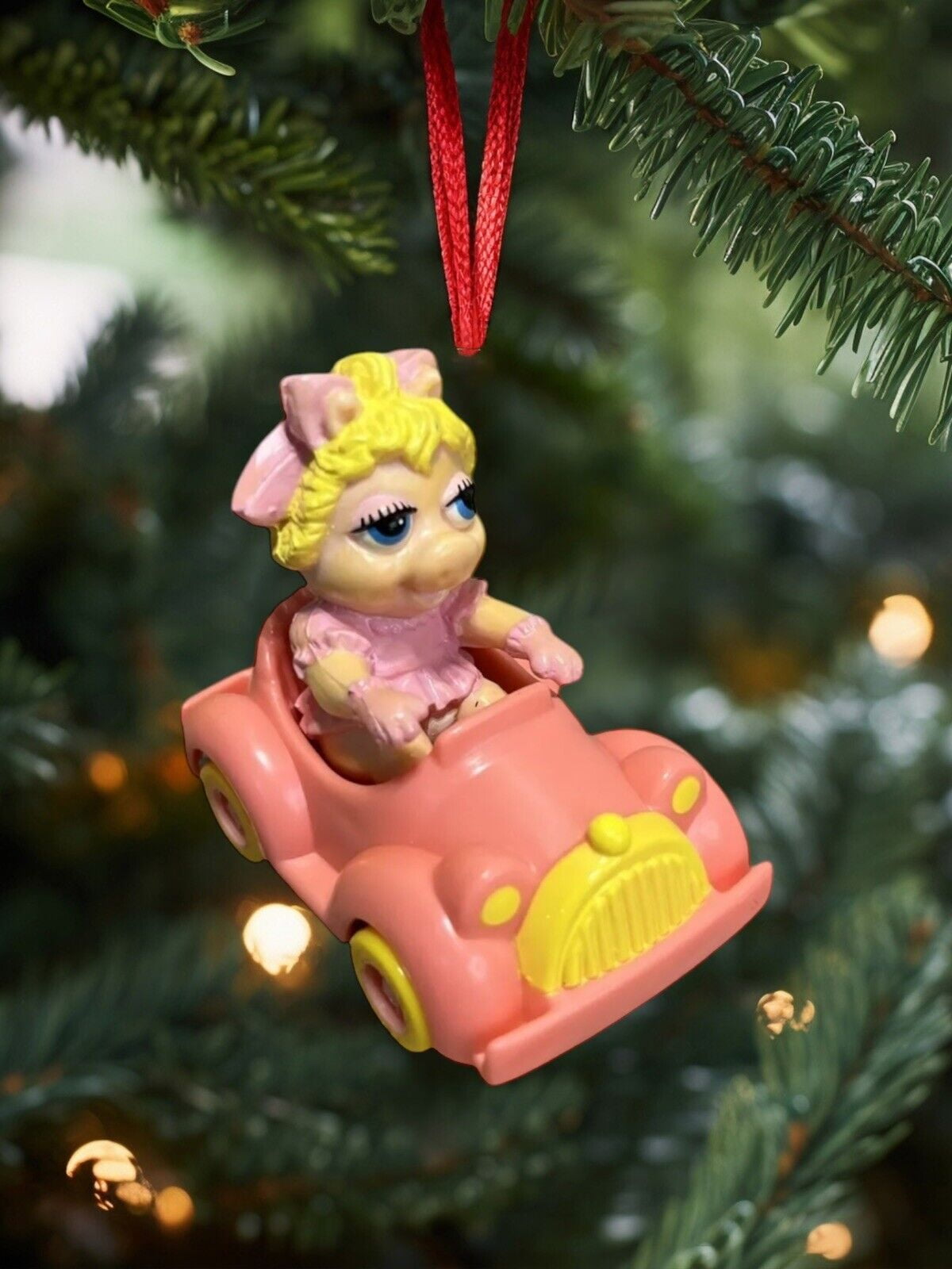 ORNAMENT Miss Piggy Muppet Babies In Pink Car 1986 Figure Figurine ...