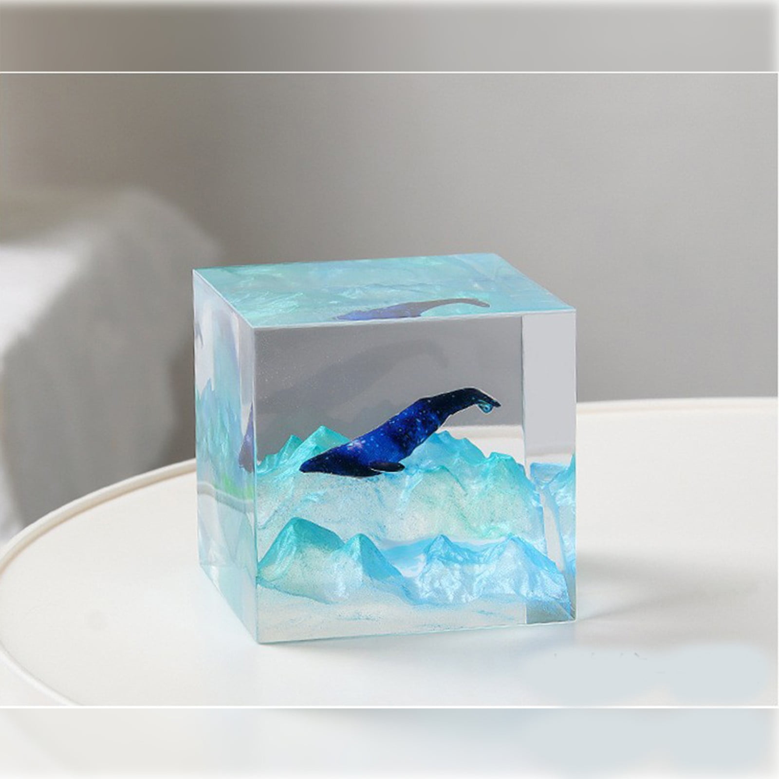 OUHGE Resin Deep Sea Diving Night Light - Humpback Whale Ocean Lamp ...