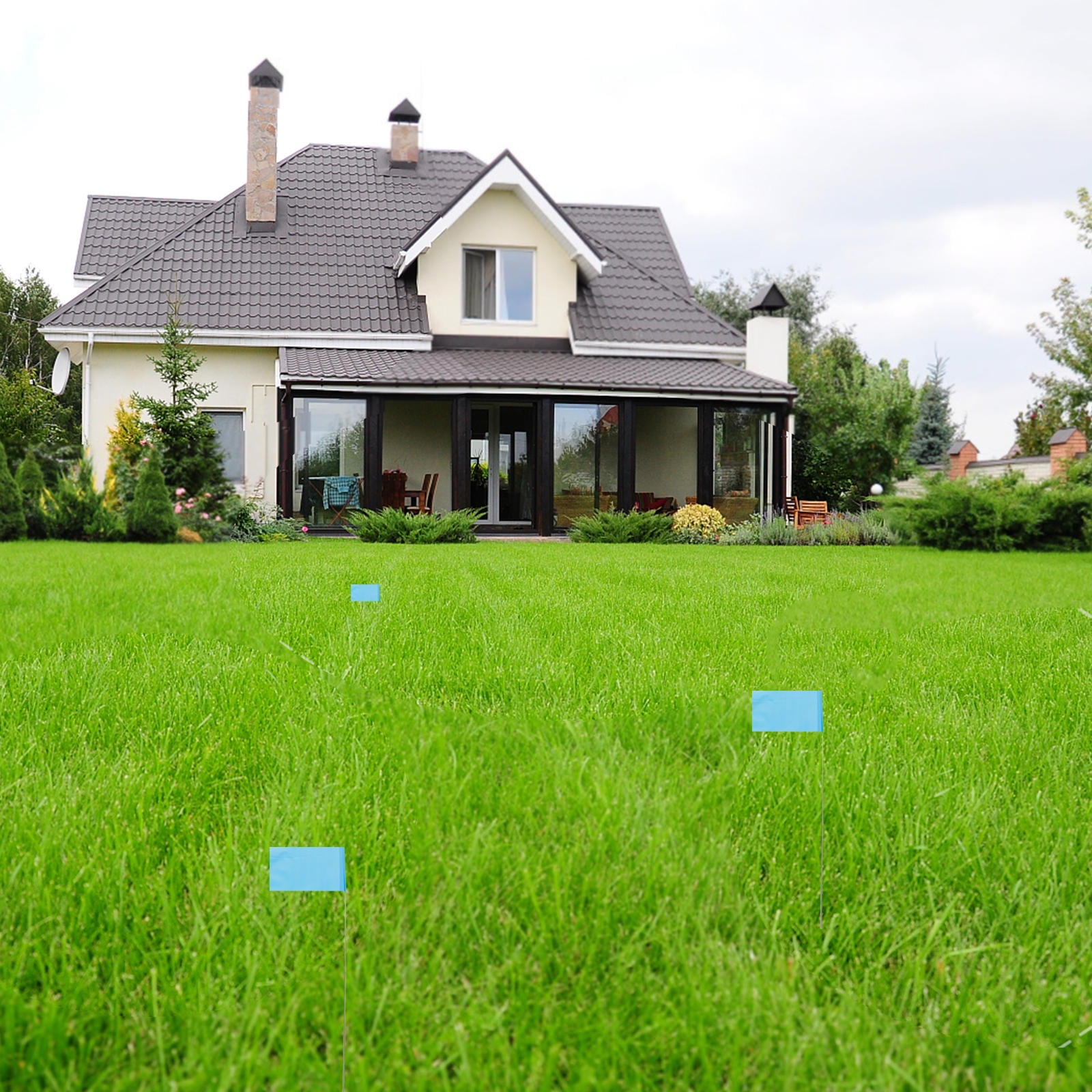 OULII 50Pcs Garden Irrigation Flags Sky Blue PVC Lawn Sprinkler Flags ...