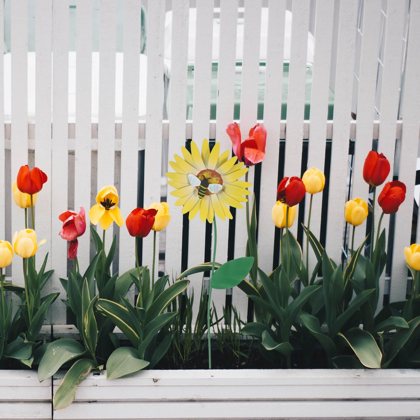 OUNONA Adorable Garden Stakes Decor with Lovely Design for Outdoor ...