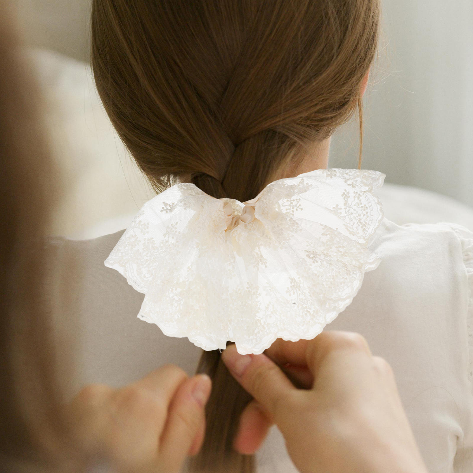 OUNONA Elegant Beige Lace Ponytail Holder Soft Hair Scrunchies for ...