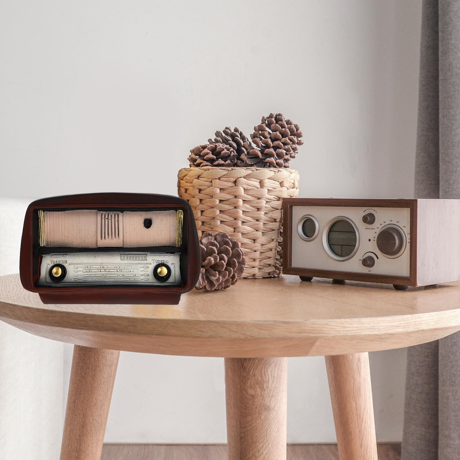 OUNONA Vintage Radio Resin Statue for Home Office Decoration Unique ...