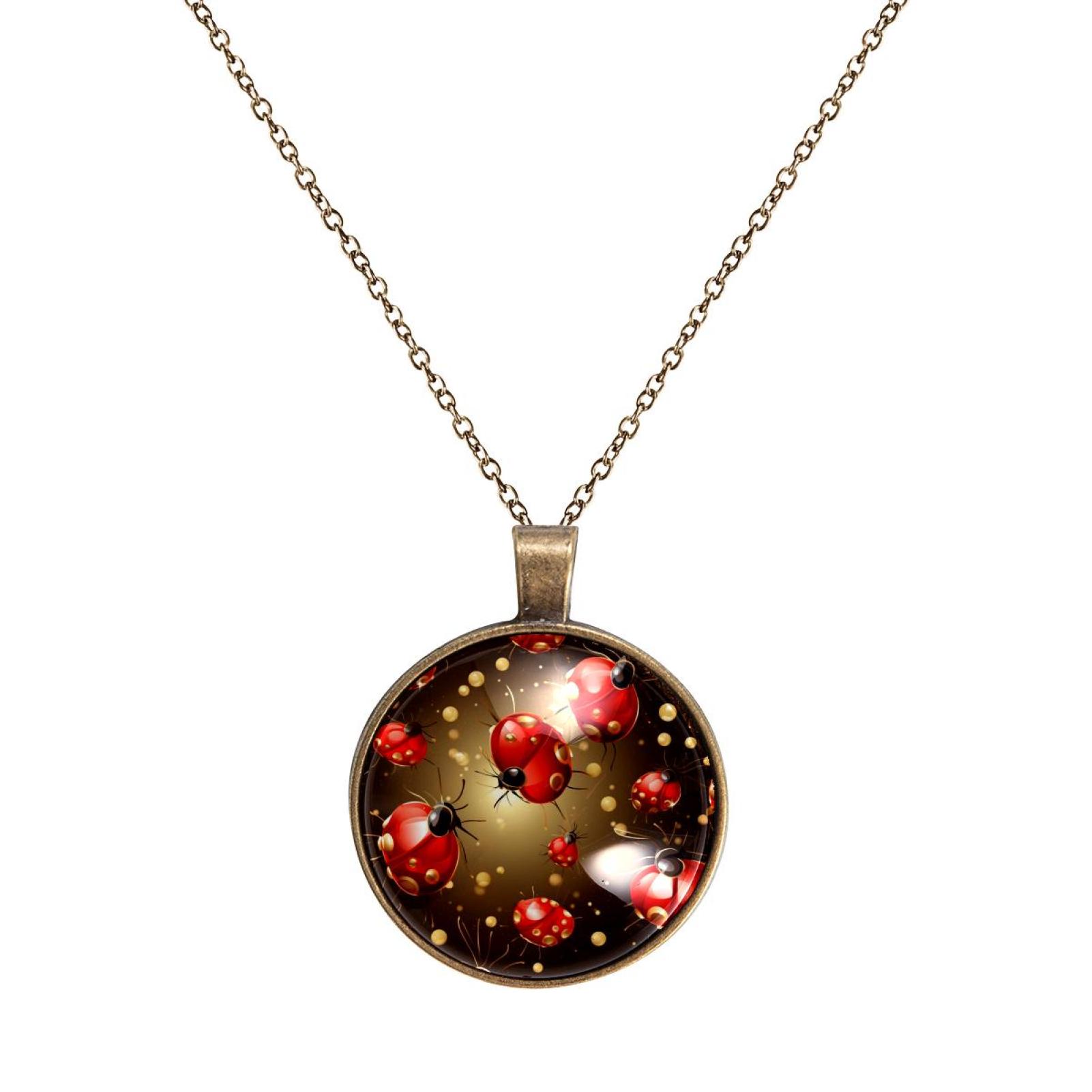 OWNMEMORY Ladybug Pattern Gorgeous Glass Circular Pendant Necklace for ...