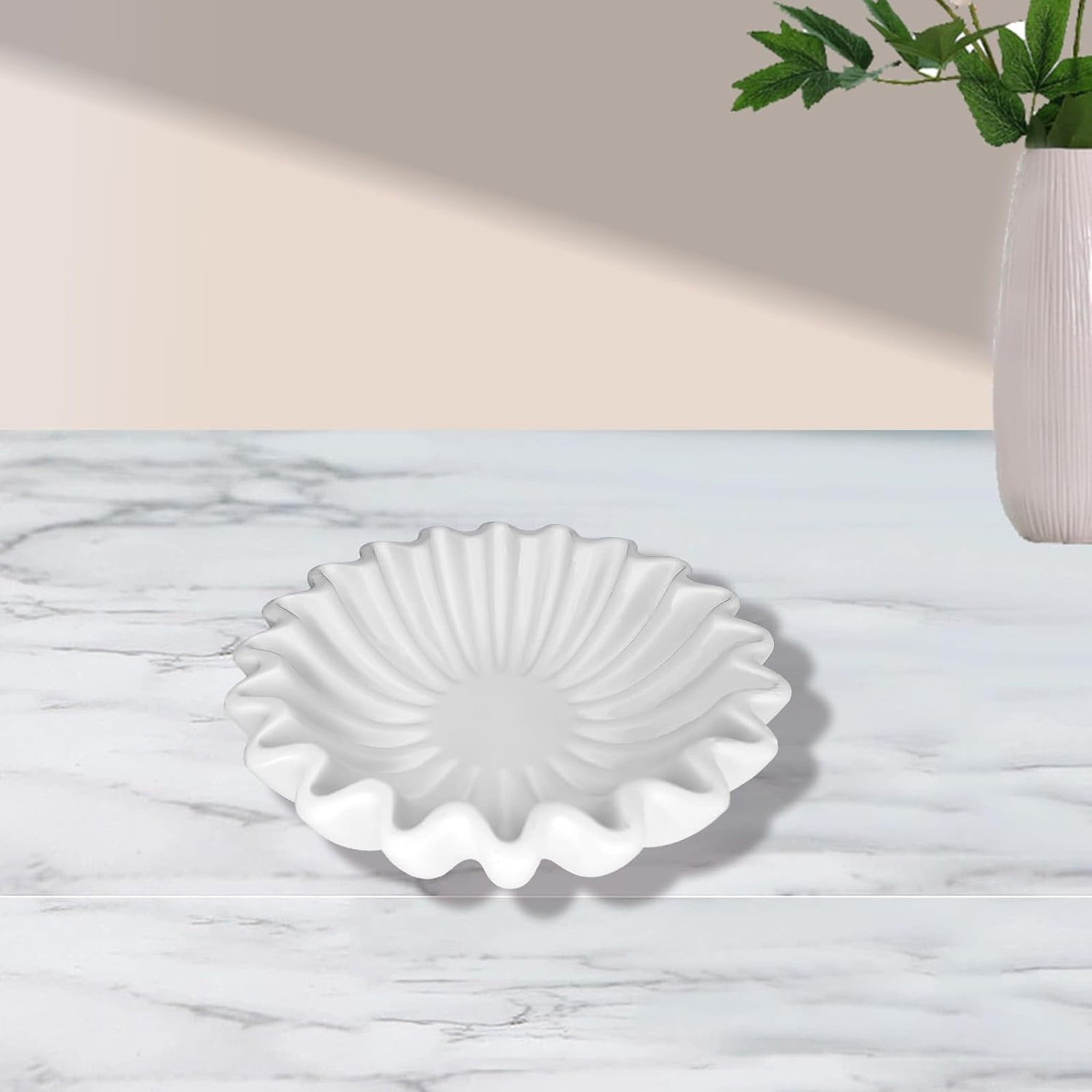 OYIGU 5.9 Inches White Ruffled Marble Bowl, Decorative Scalloped ...
