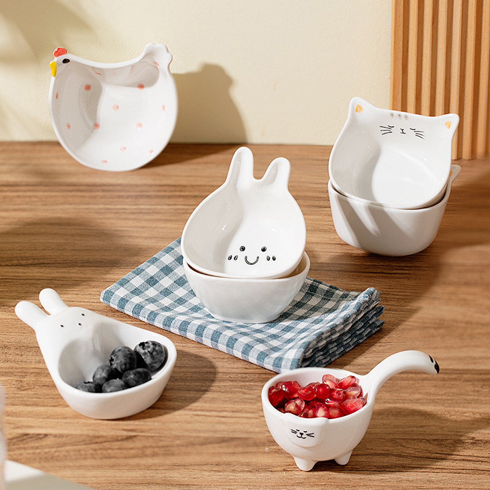 OYIGU Ceramic Small Bowls, Cute Animals Dipping Bowls Set, Ceramic ...