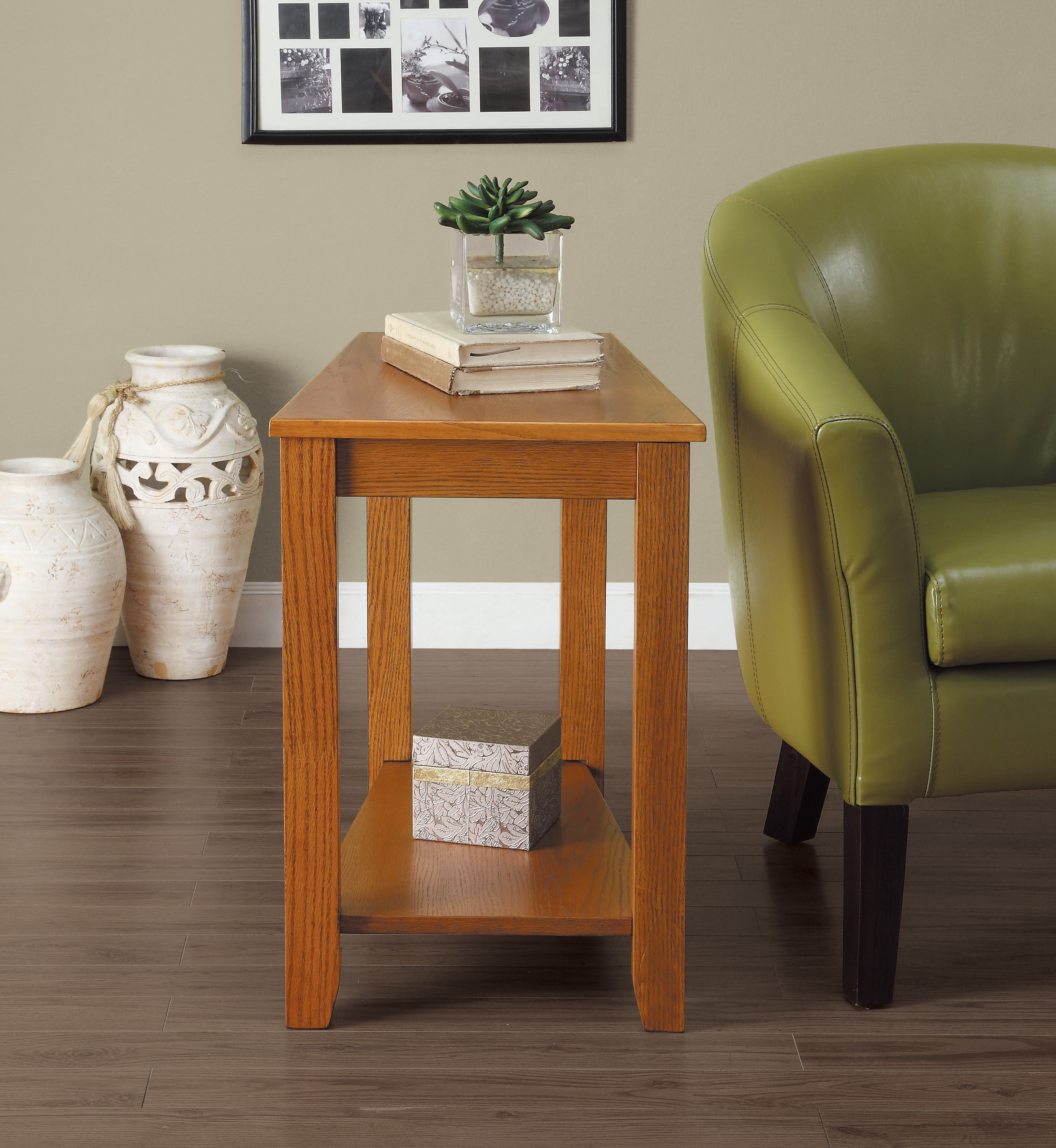 Oak Chairside Table with Shelf, Space-Saving Wedge Design, End Table ...