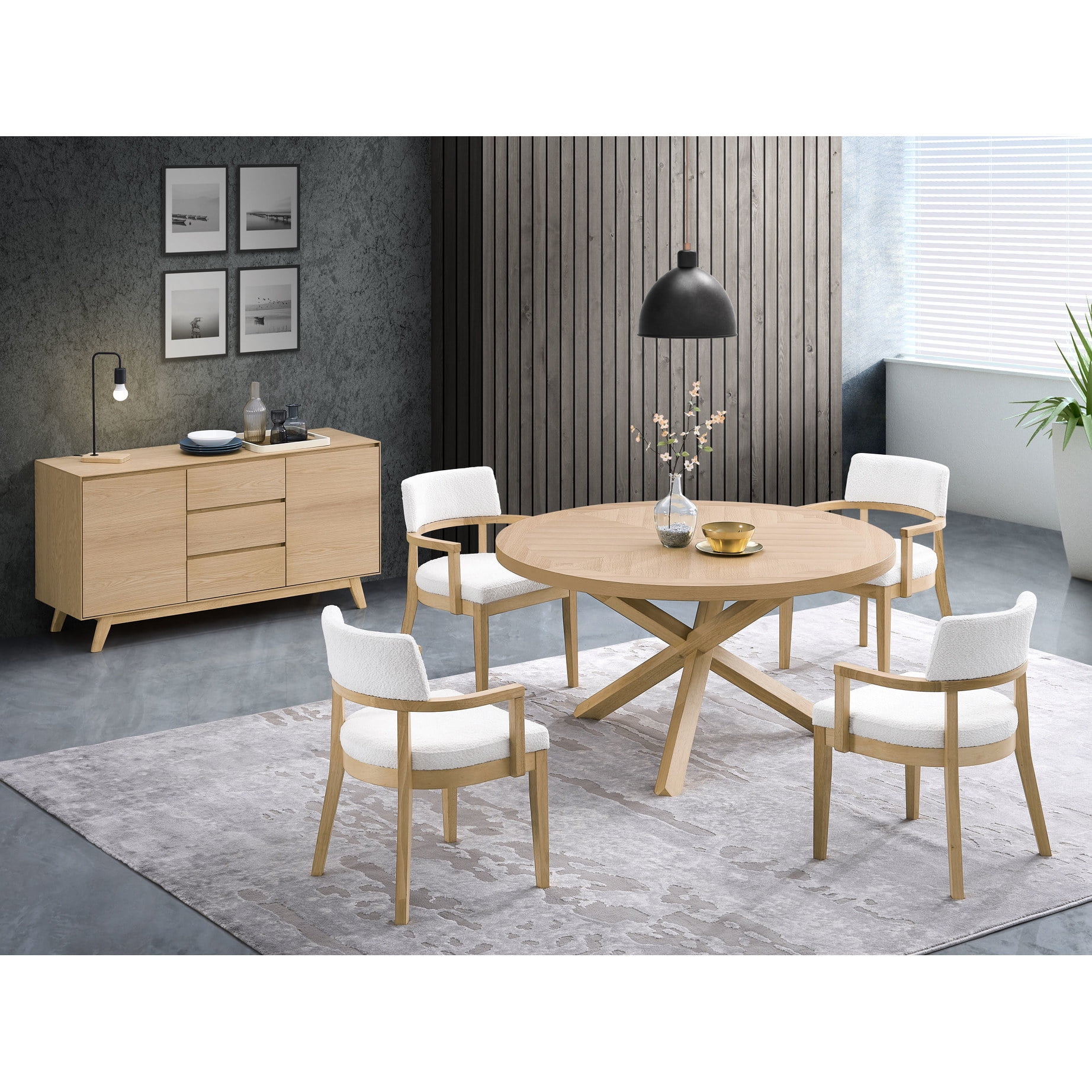 Oak Finish, Stable Table - A Timeless Centerpiece for Family Gatherings ...
