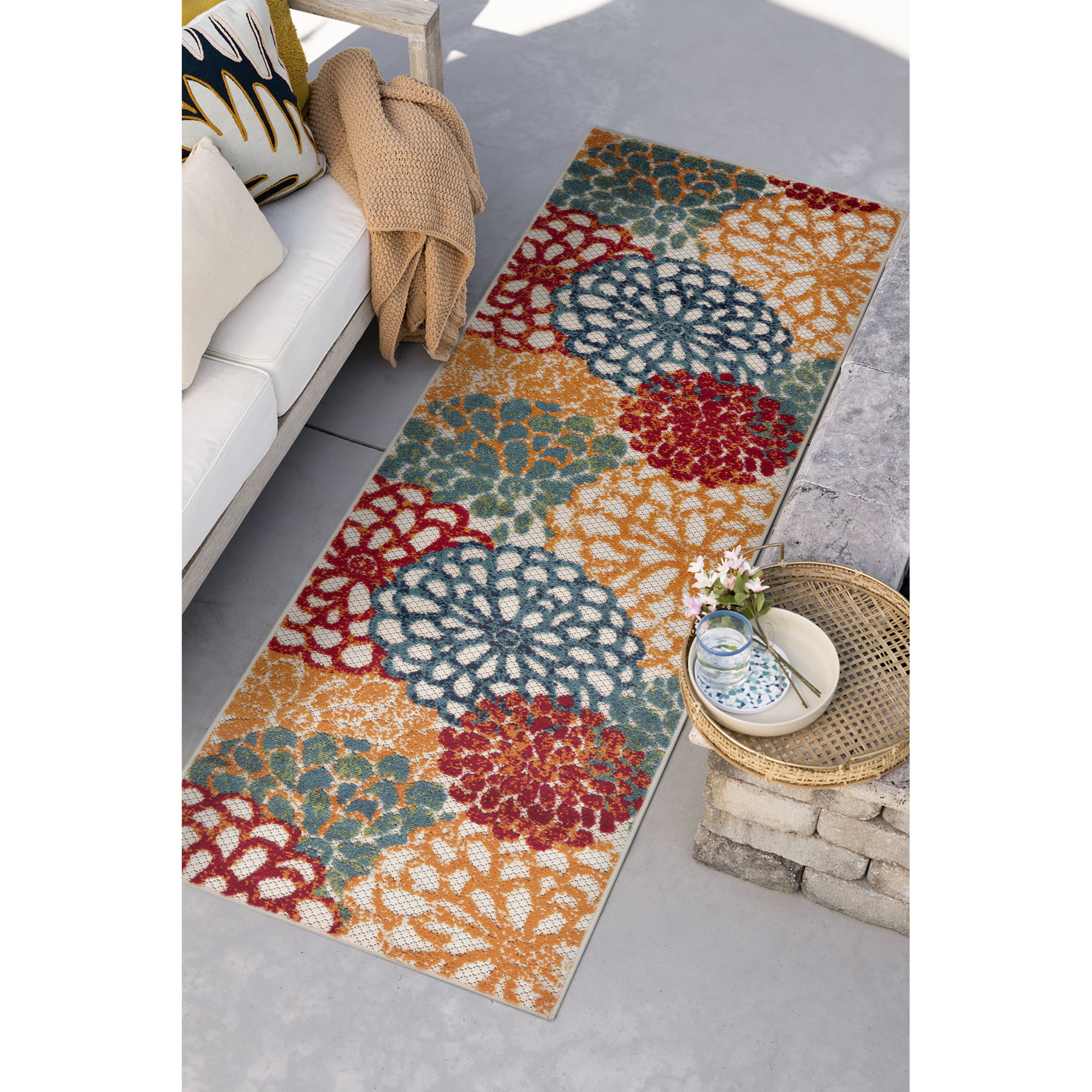 Oasis Modern Floral Multicolor Polypropylene Indoor Outdoor Runner Rug ...