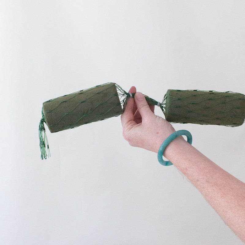 Oasis Wet Foam Cylinder Garland - Walmart.com