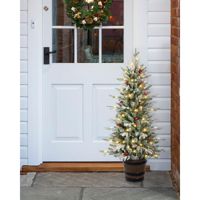OasisCraft 4.5FT Pre-lit Snow Flocked Artificial Christmas Tree with ...