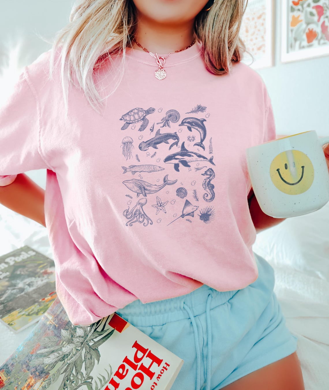 Ocean Creatures Coastal Summer Beach T-Shirt - Walmart.com