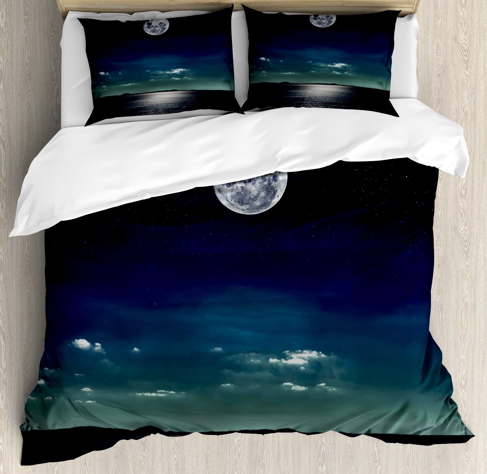 Ocean Duvet Cover Set, Full Moon Reflected in the Sea Moon Rays Surface ...