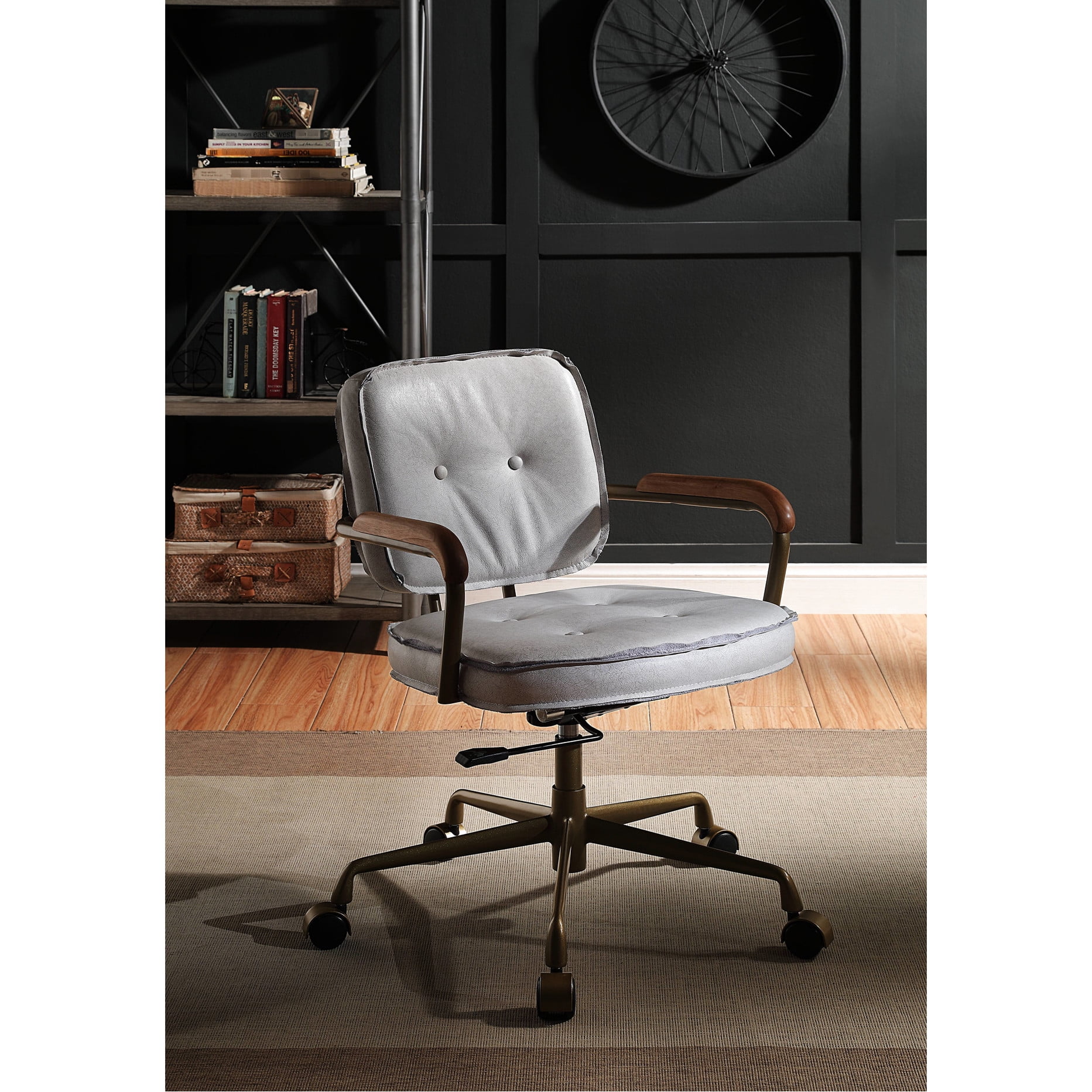 Office Chair with 360 Swivel+Stylish Leather Finish”-“Professional ...