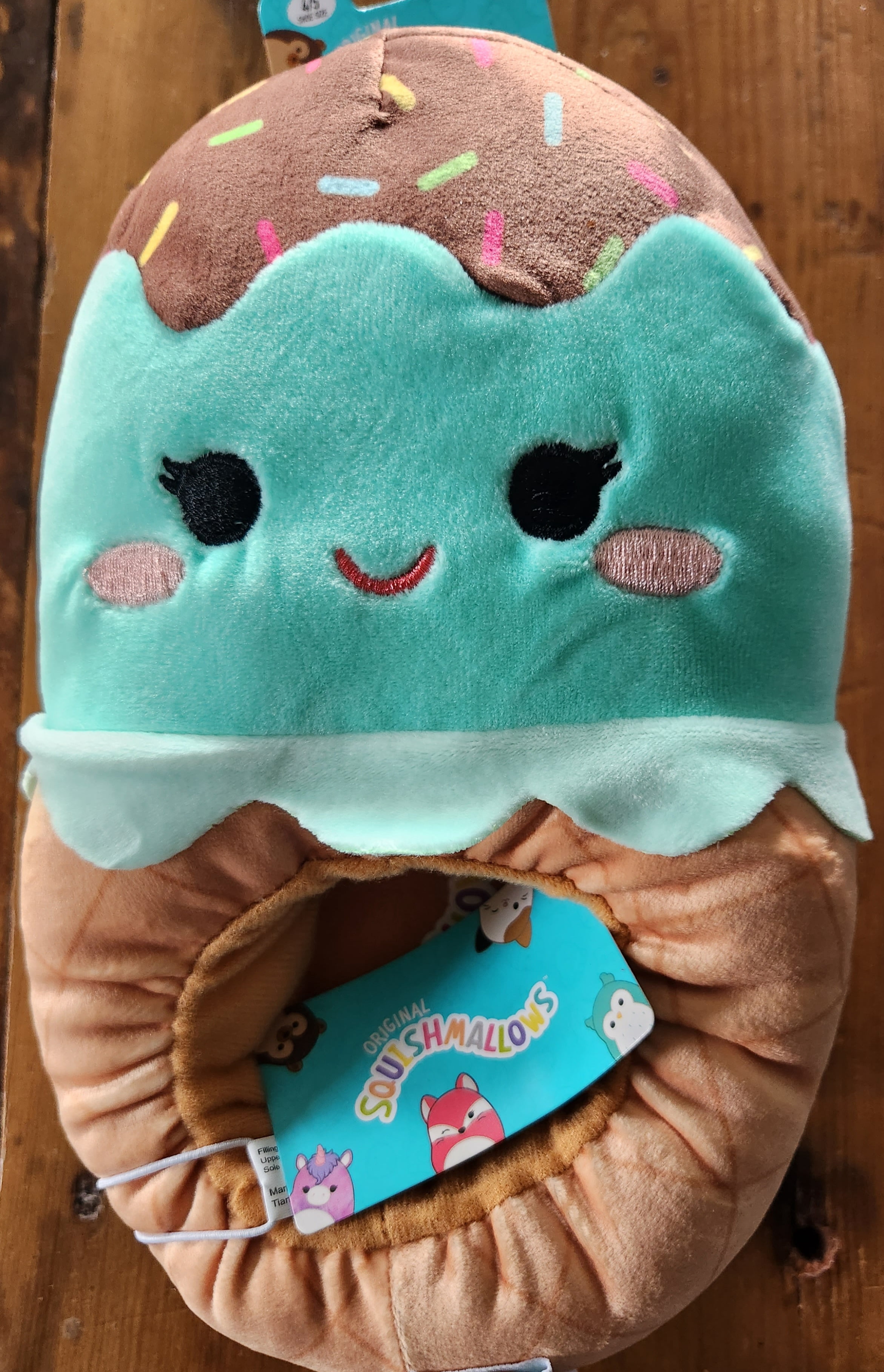 Official Squishmallows Maya the Mint Ice Cream Kids Slippers Size 4/5 ...
