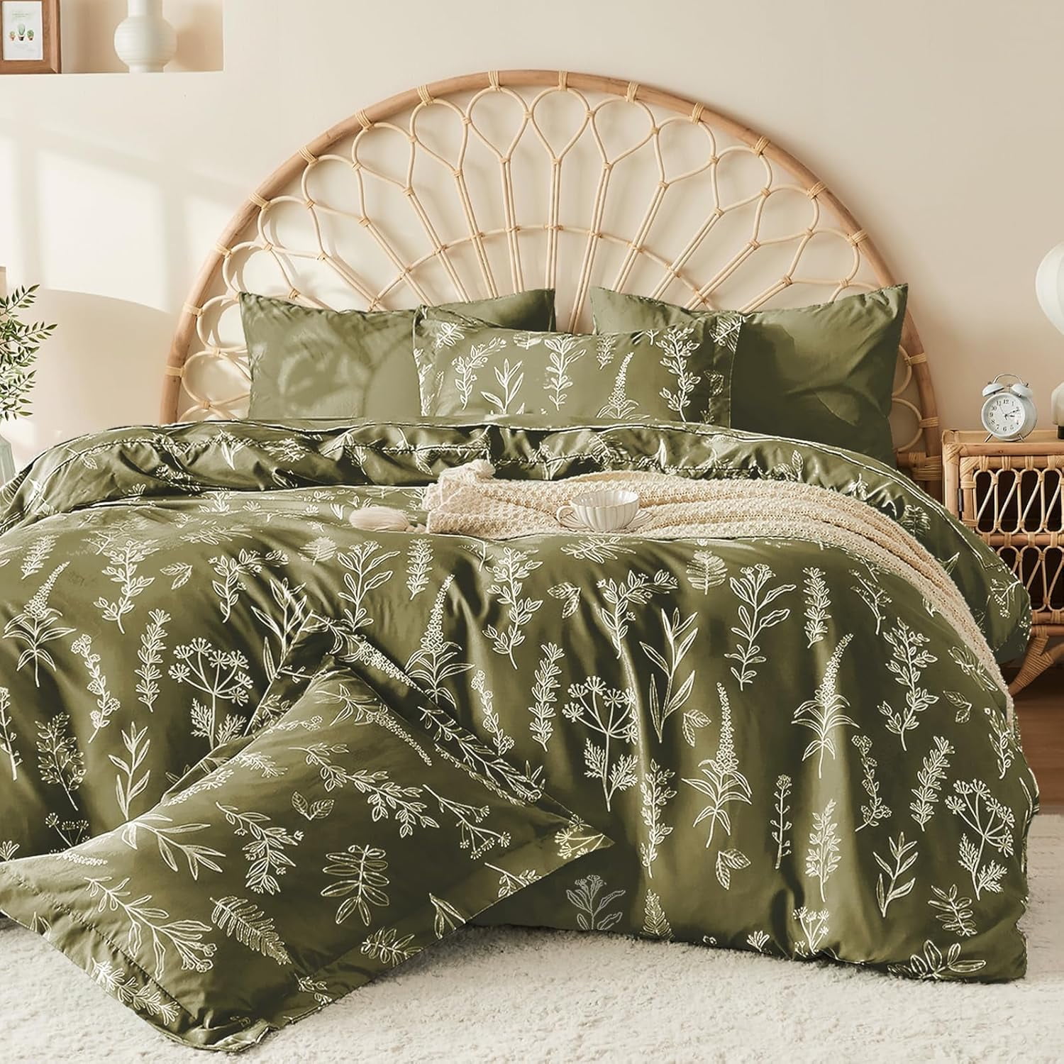 Olive Green Bed in a Bag Queen 7 Pieces, Queen Comforter Set Reversible ...