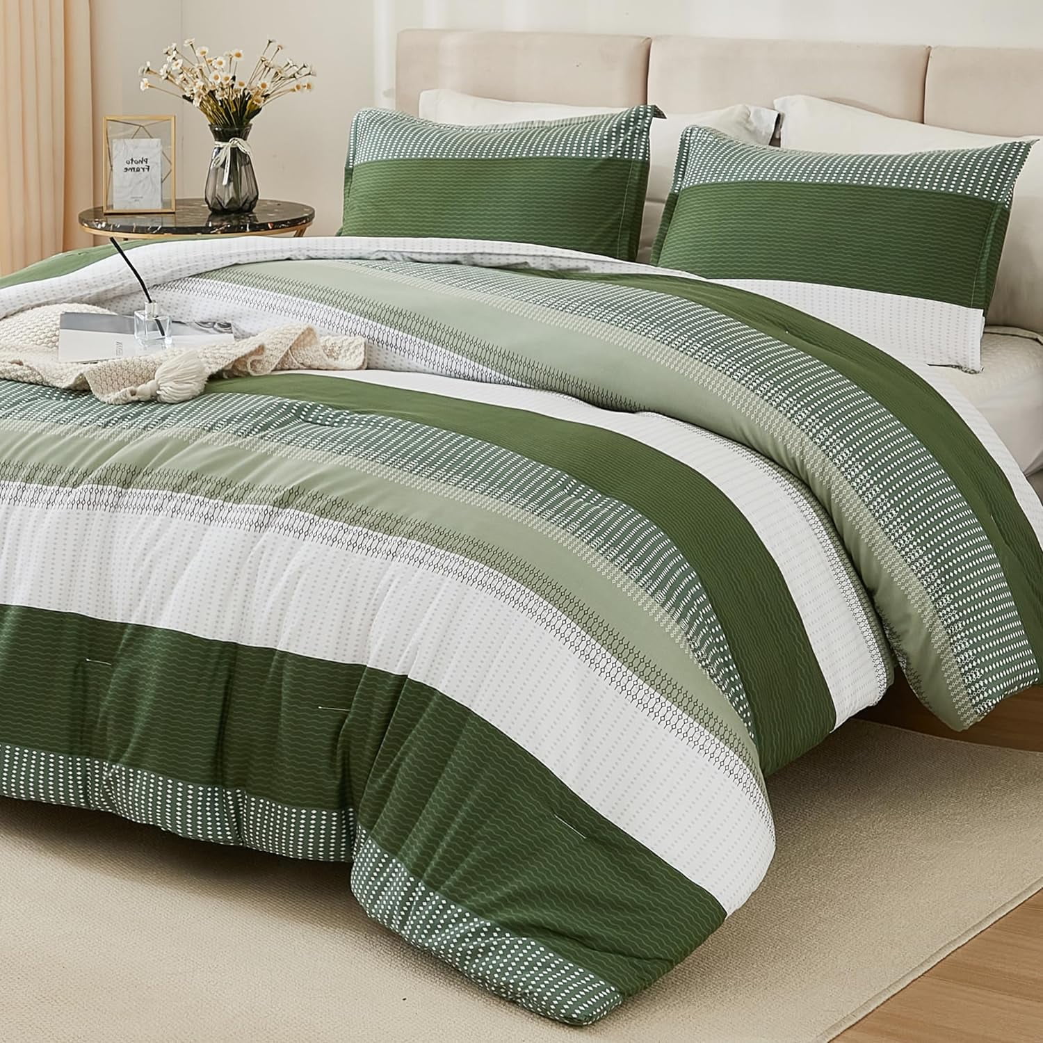 Olive Green Comforter Set King - 3 Pieces Lightweight Olive Green White ...