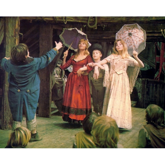 Oliver! Featuring Shani Wallis, Mark Lester, Jack Wild 24X36 Classic ...
