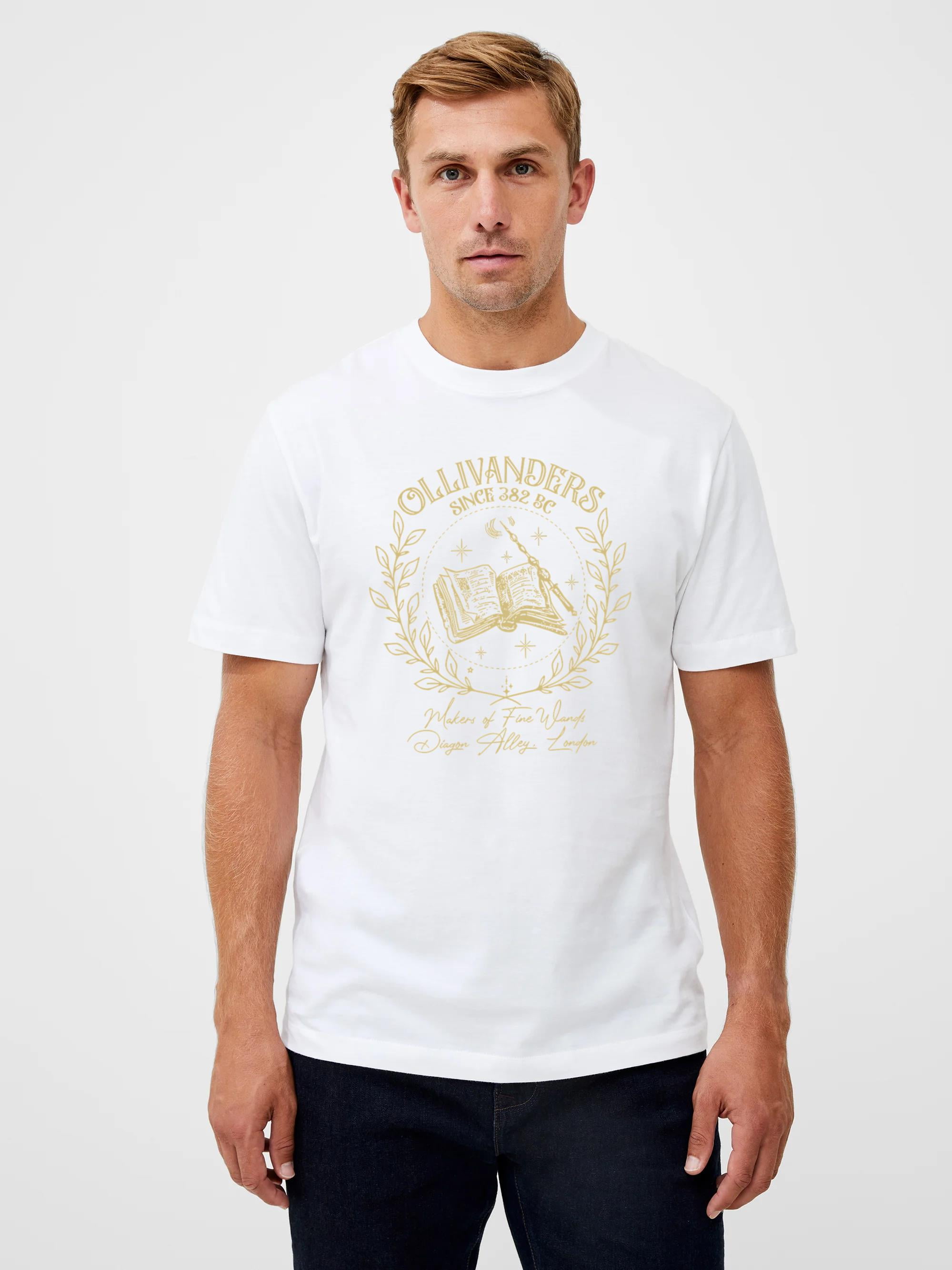 Ollivanders Wall Shop Wizard Book HP Fan Potter T-Shirt, for men ...