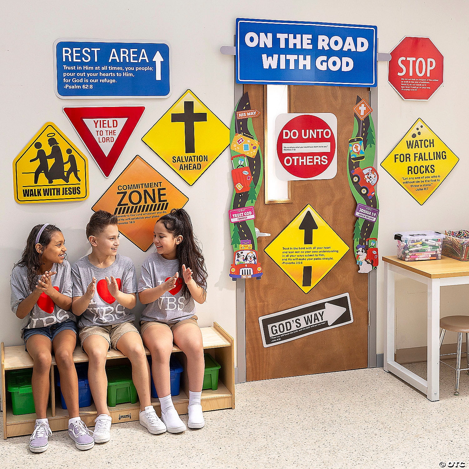 On the Road VBS Classroom & Door Decorating Kit - 14 Pieces - Walmart.com