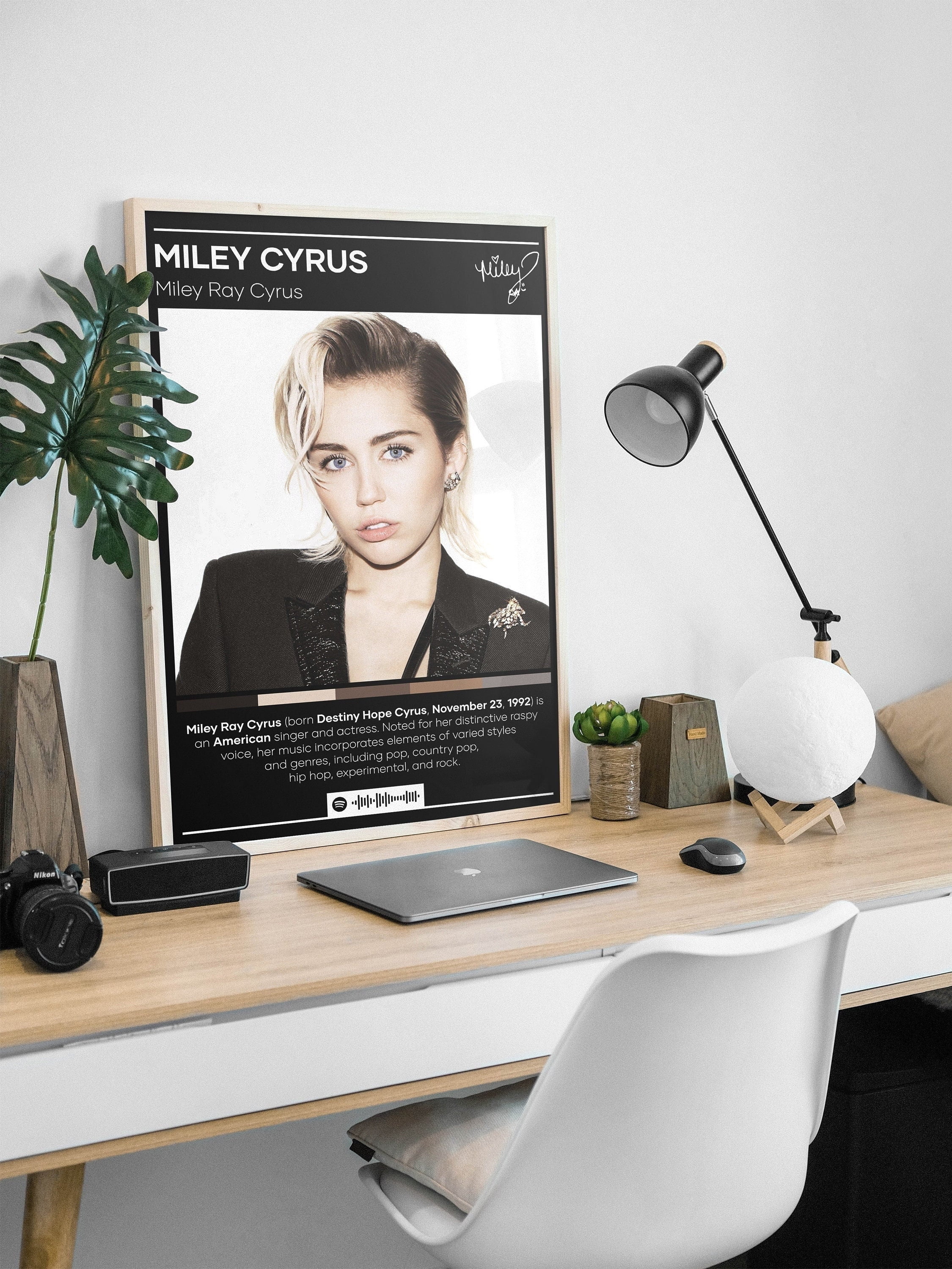 Onimhouse Poster Miley Cyrus Poster | Artist Poster | Album Poster ...