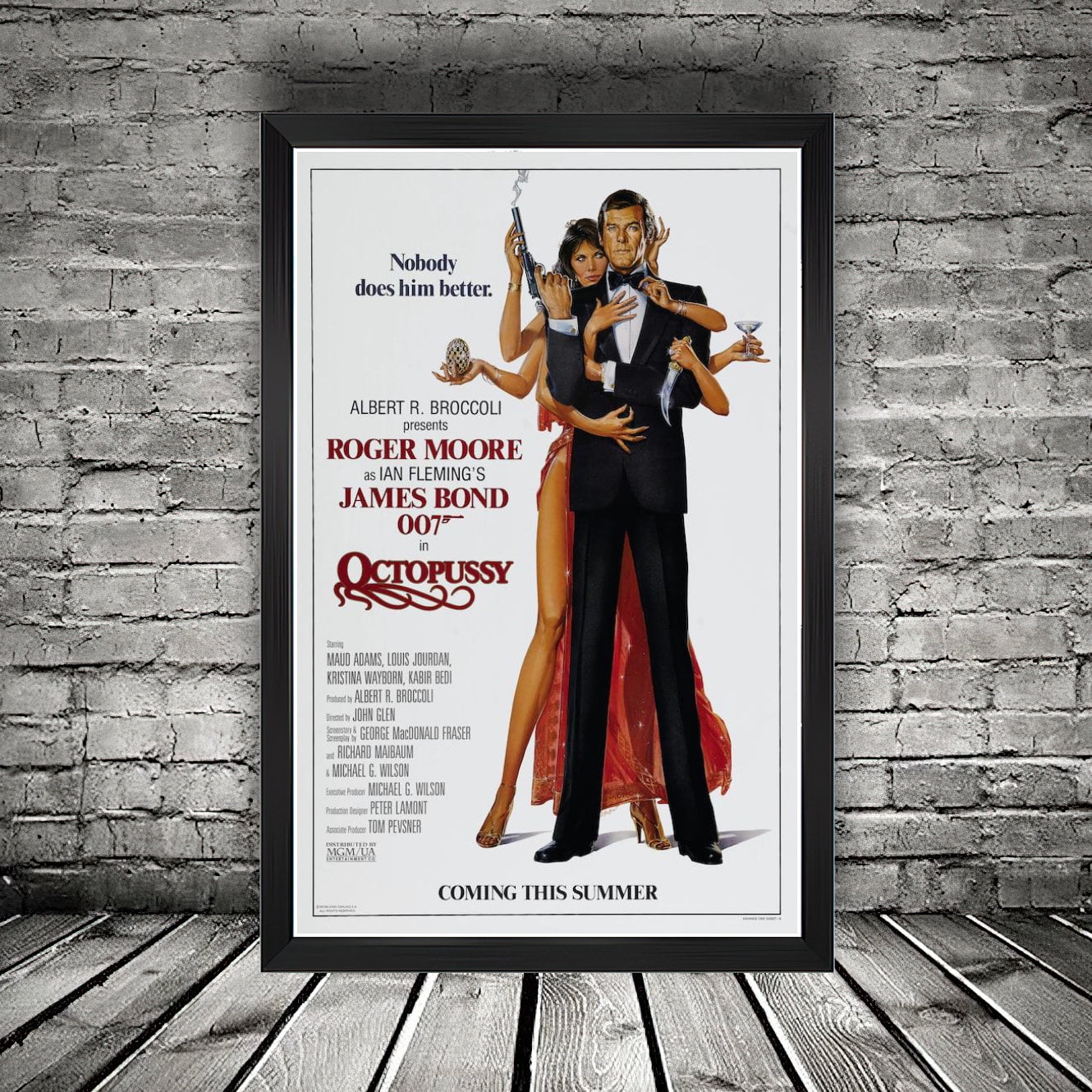 Onimhouse Poster Octopussy (1983) Movie Posters | James Bond | 007 | Maud Adams | Roger Moore ...