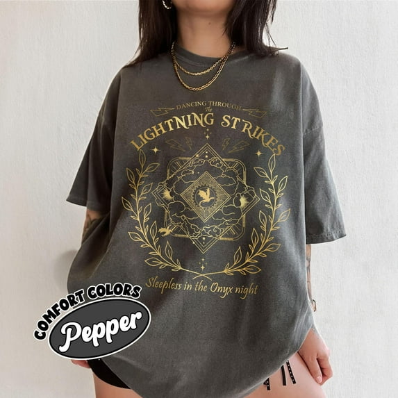 Onyx Storm Dancing Through The Lightning Strikes T-Shirt, Fourth Wing Inspired Shirt, Dragon ...