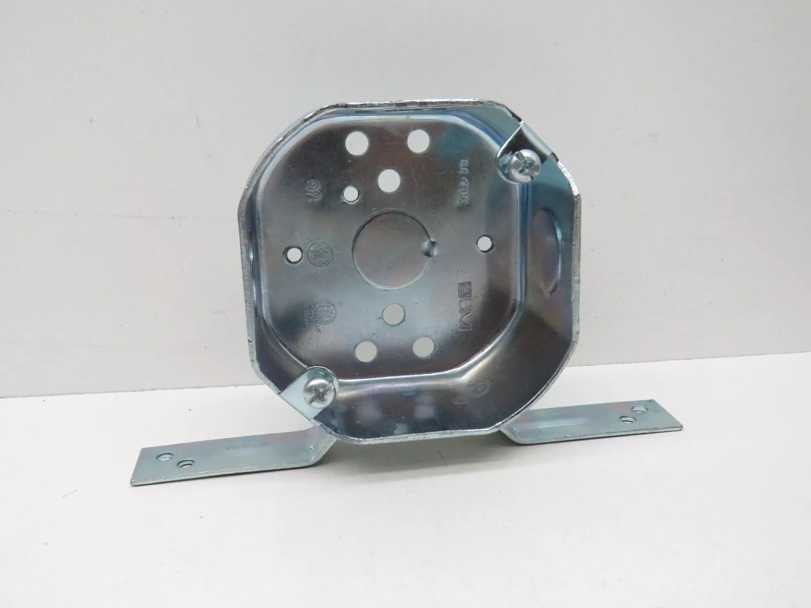 Orbit 3Rb-50-Fb Octagonal Octagon Box With Fb Bracket Drawn 3" Dia, 1-1 ...