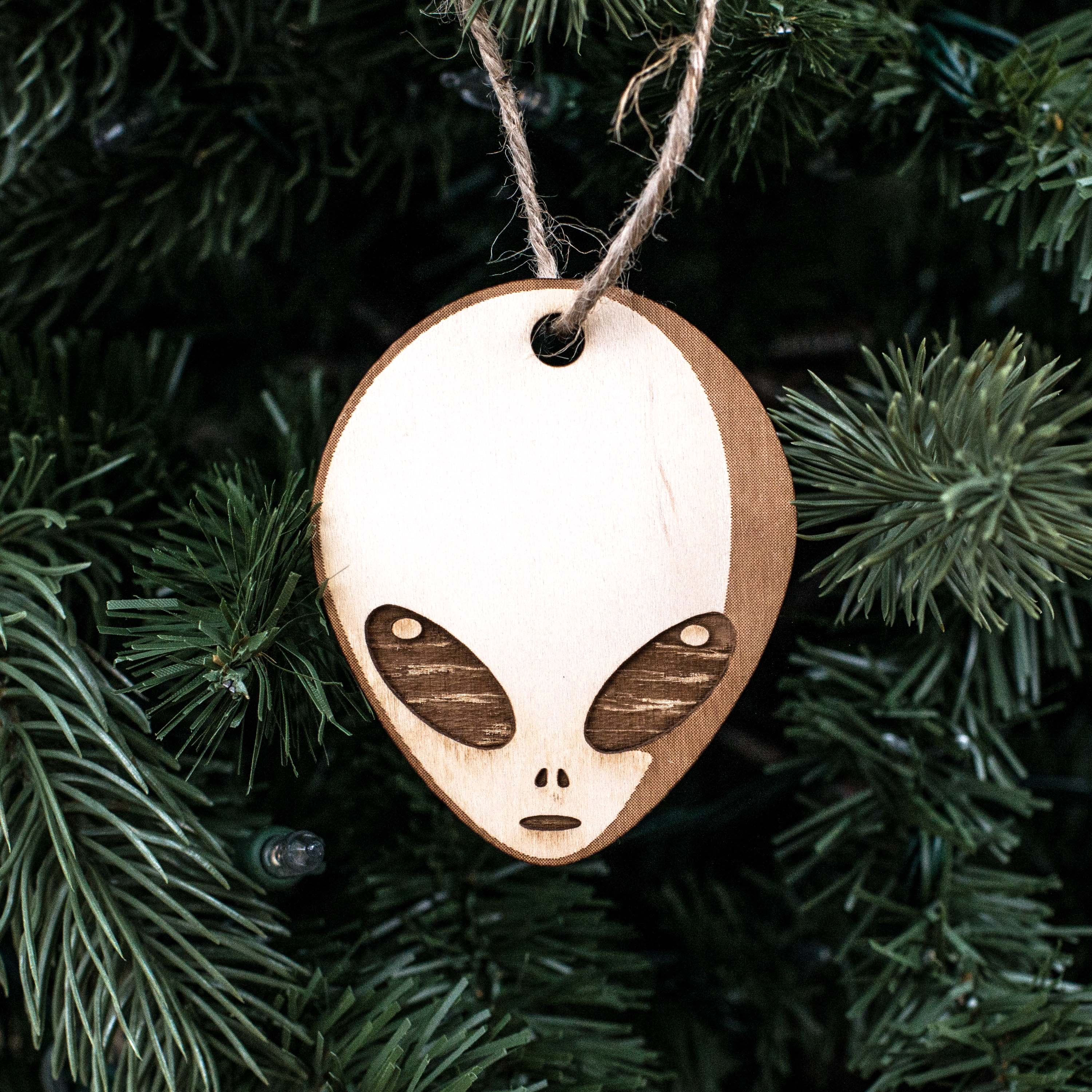 Ornament - Alien - Raw Wood 2.5x3in - Walmart.com