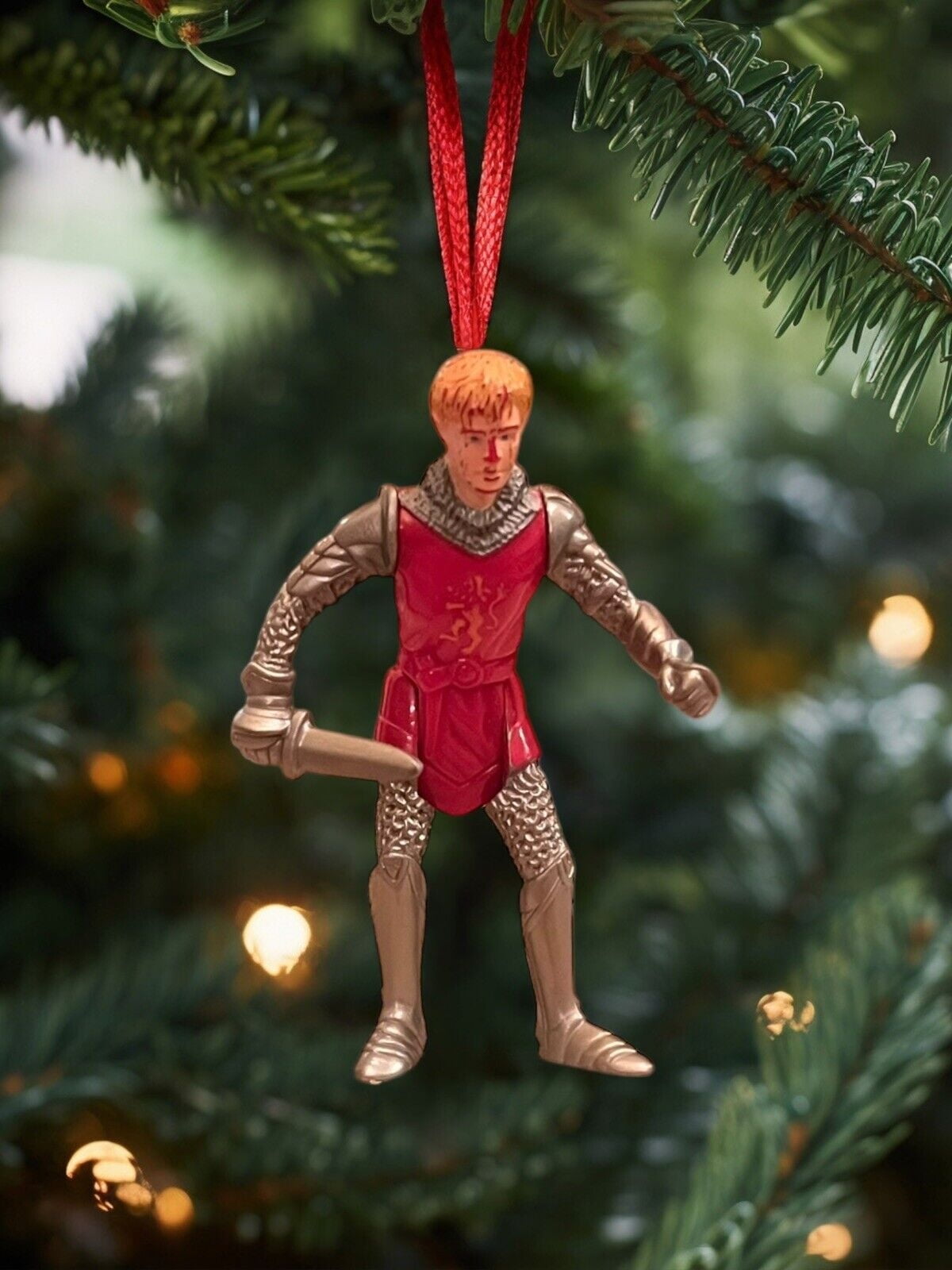 Ornament Disney Chronicles Of Narnia Peter Knight Figure Figurine Charm ...