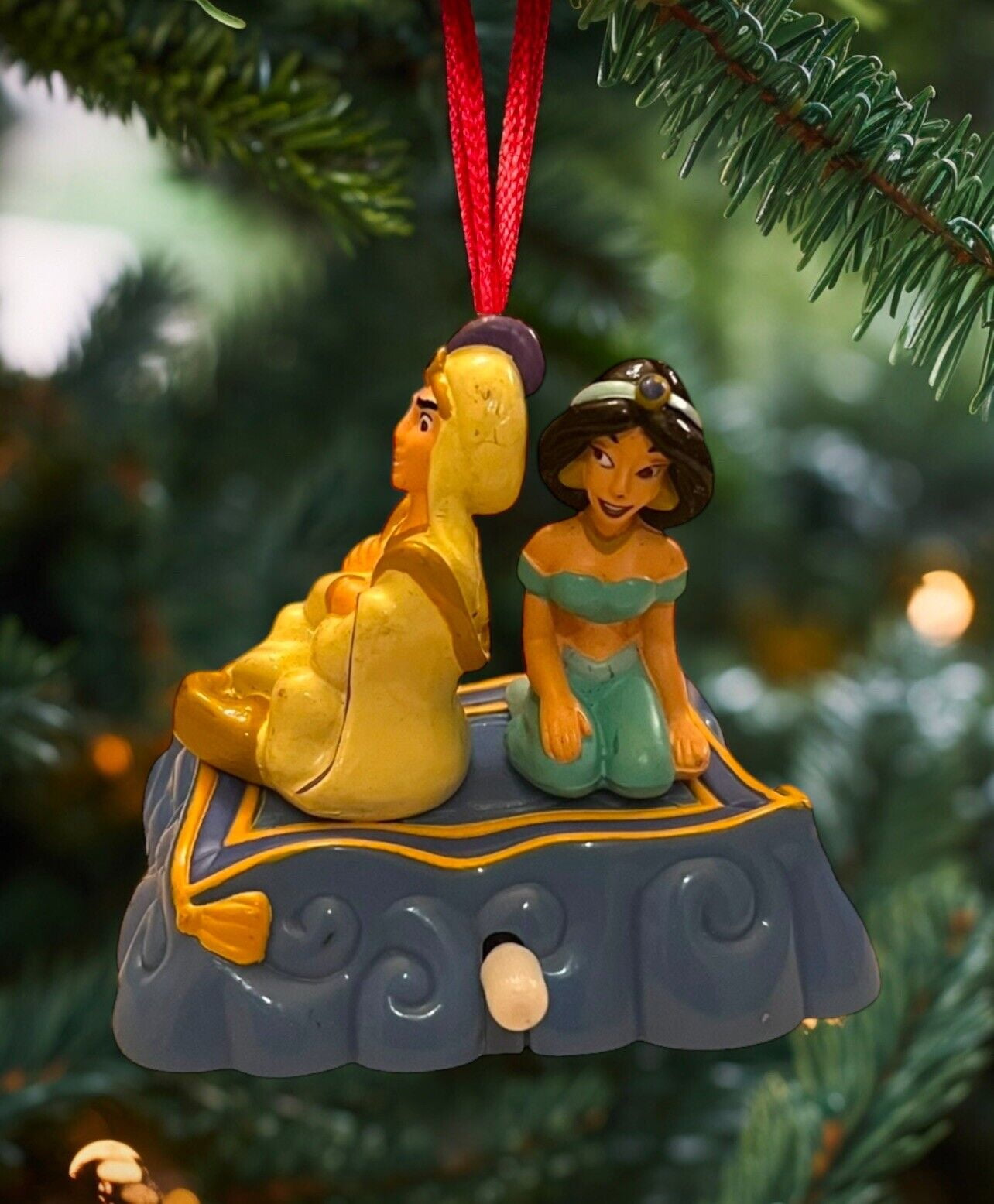 Ornament Jasmine Princess & Prince Aladdin On Magic Carpet PVC Figure ...