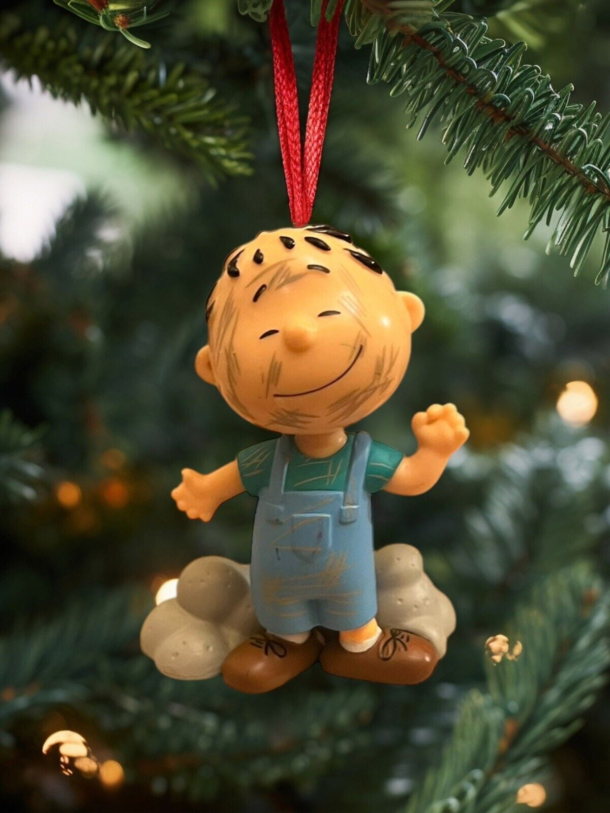 Ornament Linus Boy peanuts gang Figure Figurine 4” Snoopy Charm Dangler ...