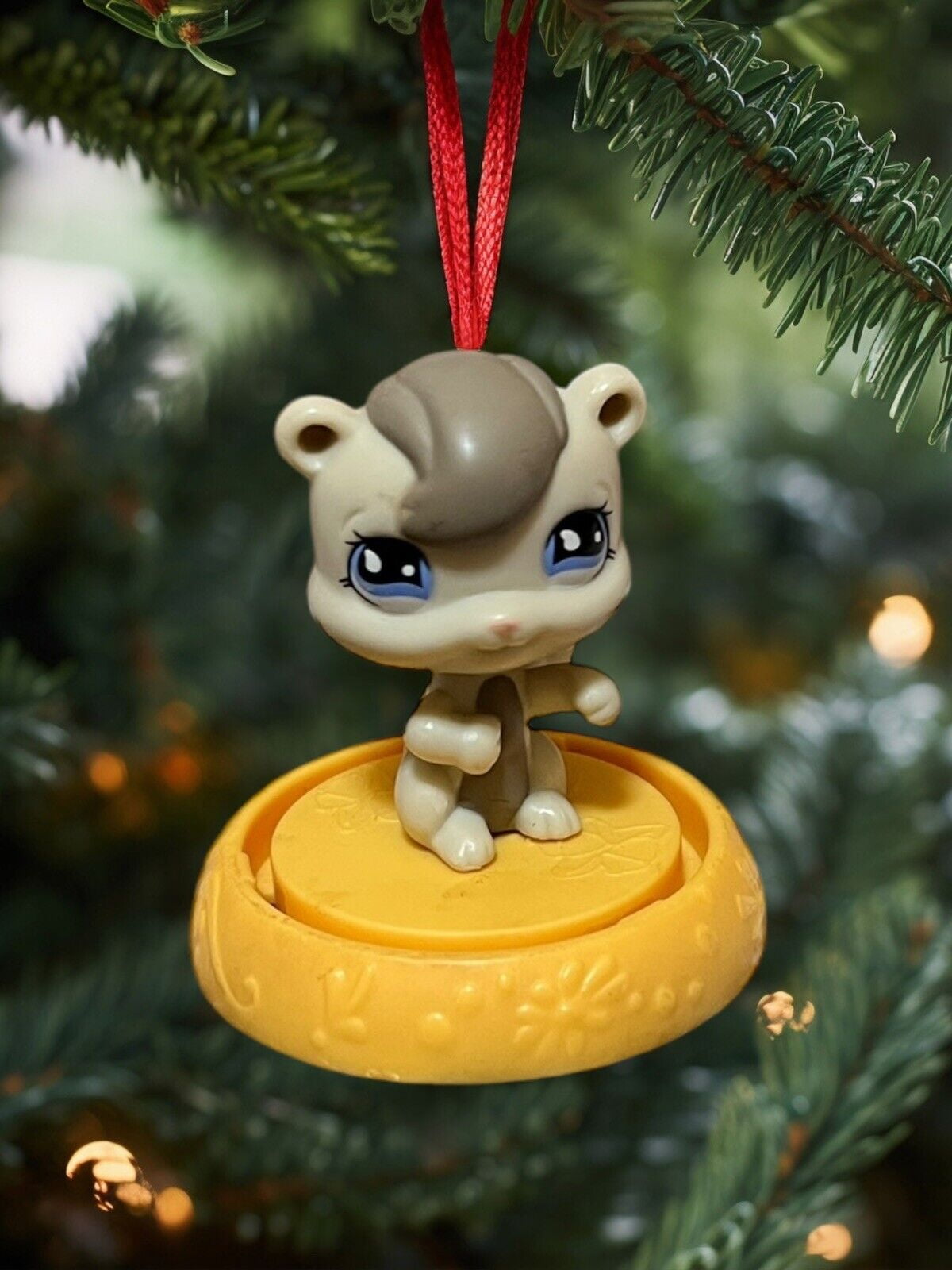 Ornament Littlest Petshop Lps Hasbro Squirrel Skunk Grey Eyes Blue ...