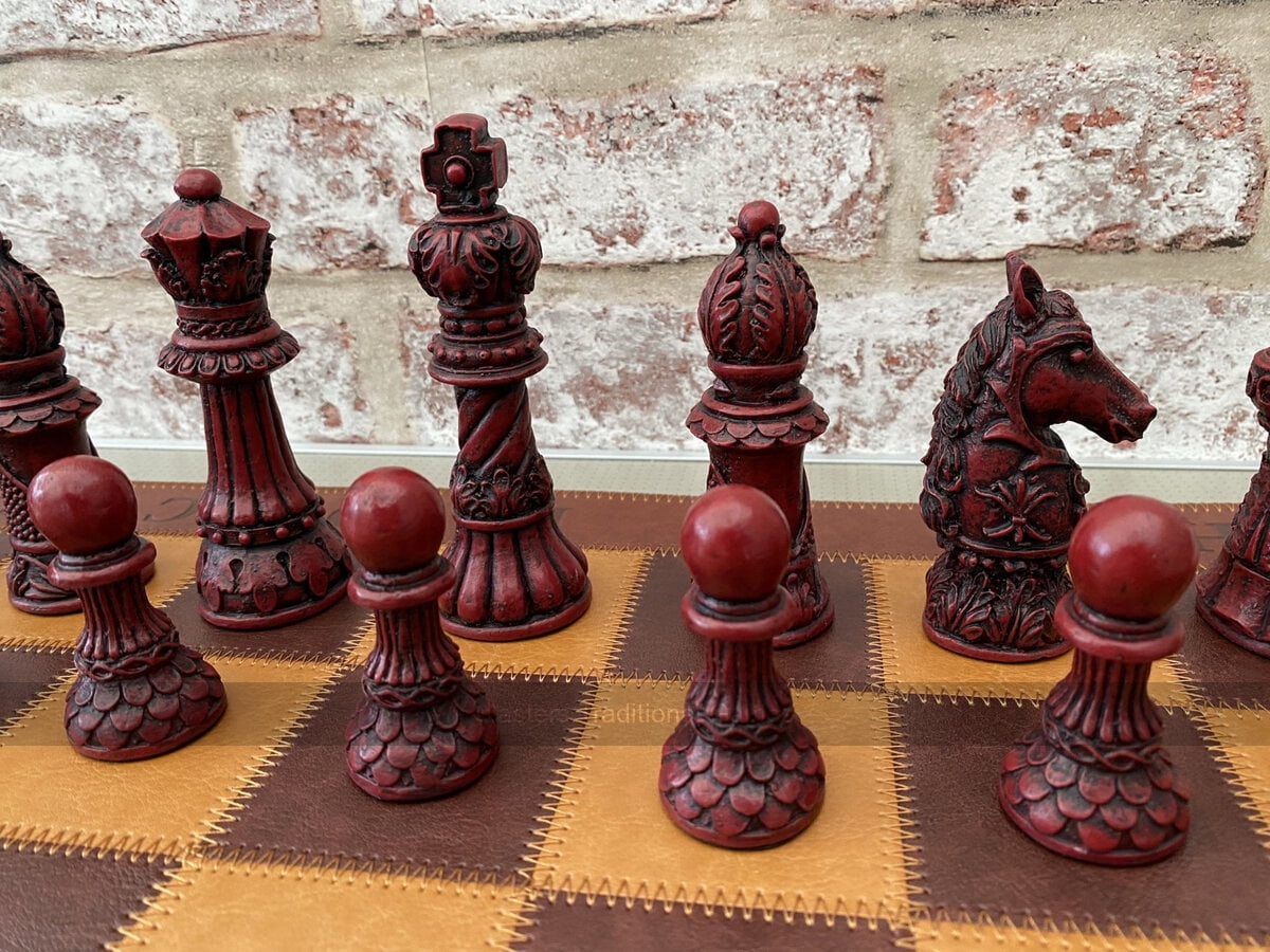 Ornate Staunton Berkeley Chess Set with 4.25 inch King - Cream and Red ...
