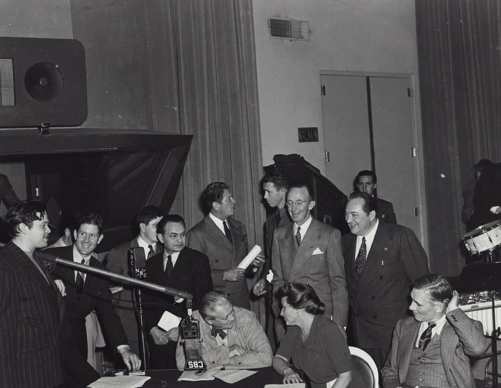 Orson Welles, James Stewart, Rudy Vallee, Edward G Robinson, Lionel ...