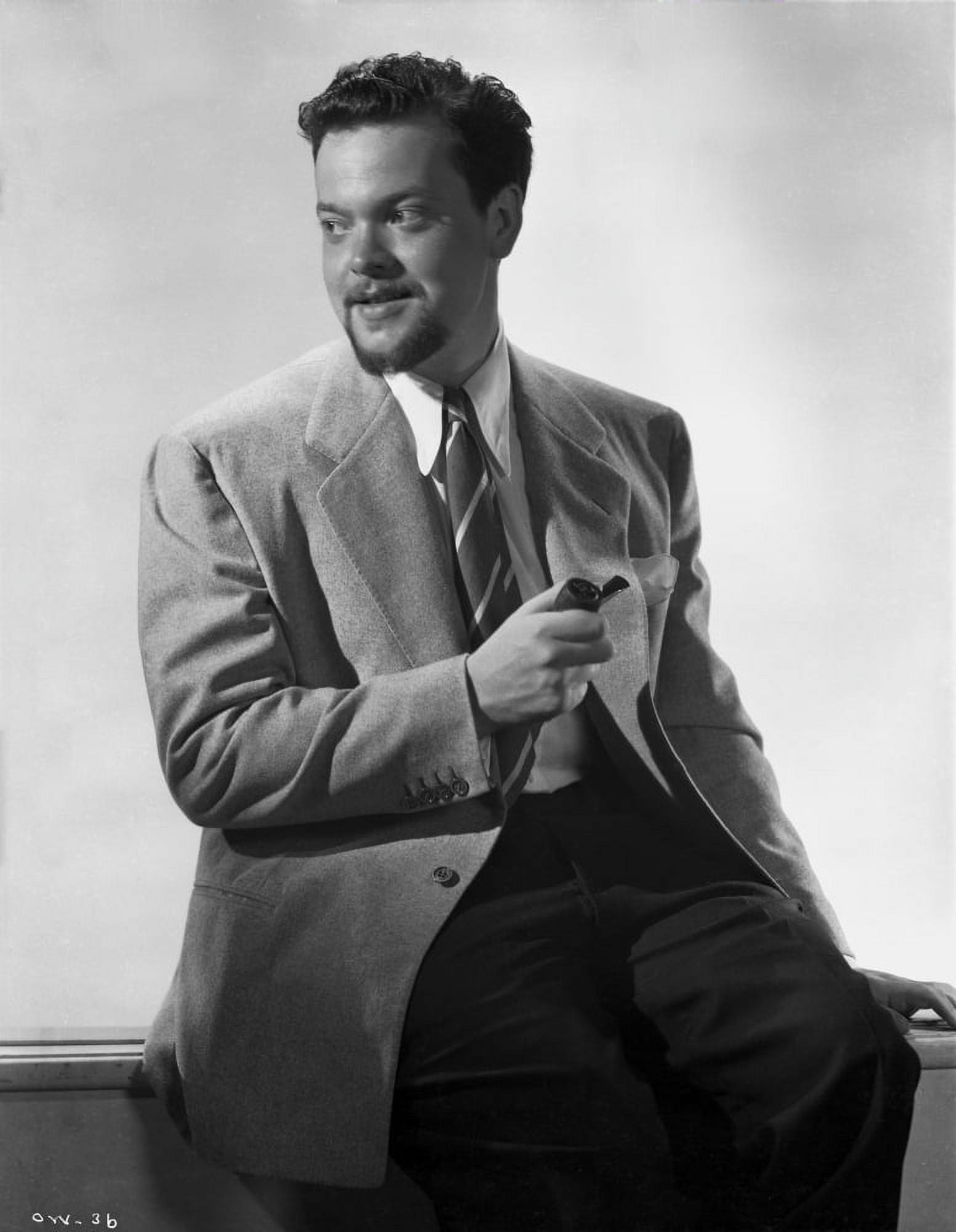 Orson Welles Seated in Tuxedo Photo Print (24 x 30) - Walmart.com