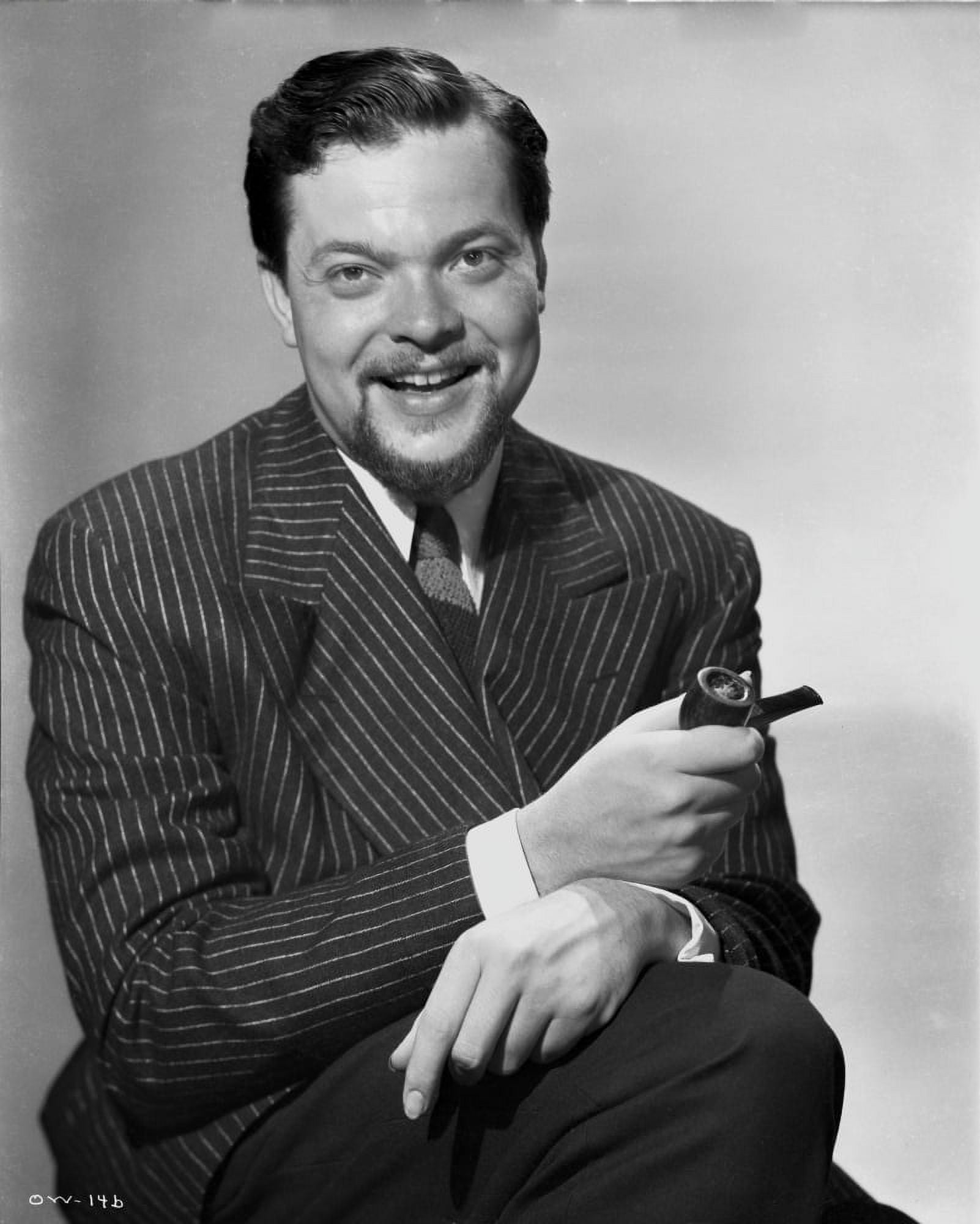 Orson Welles smiling in Black and White Photo Print (8 x 10) - Walmart.com