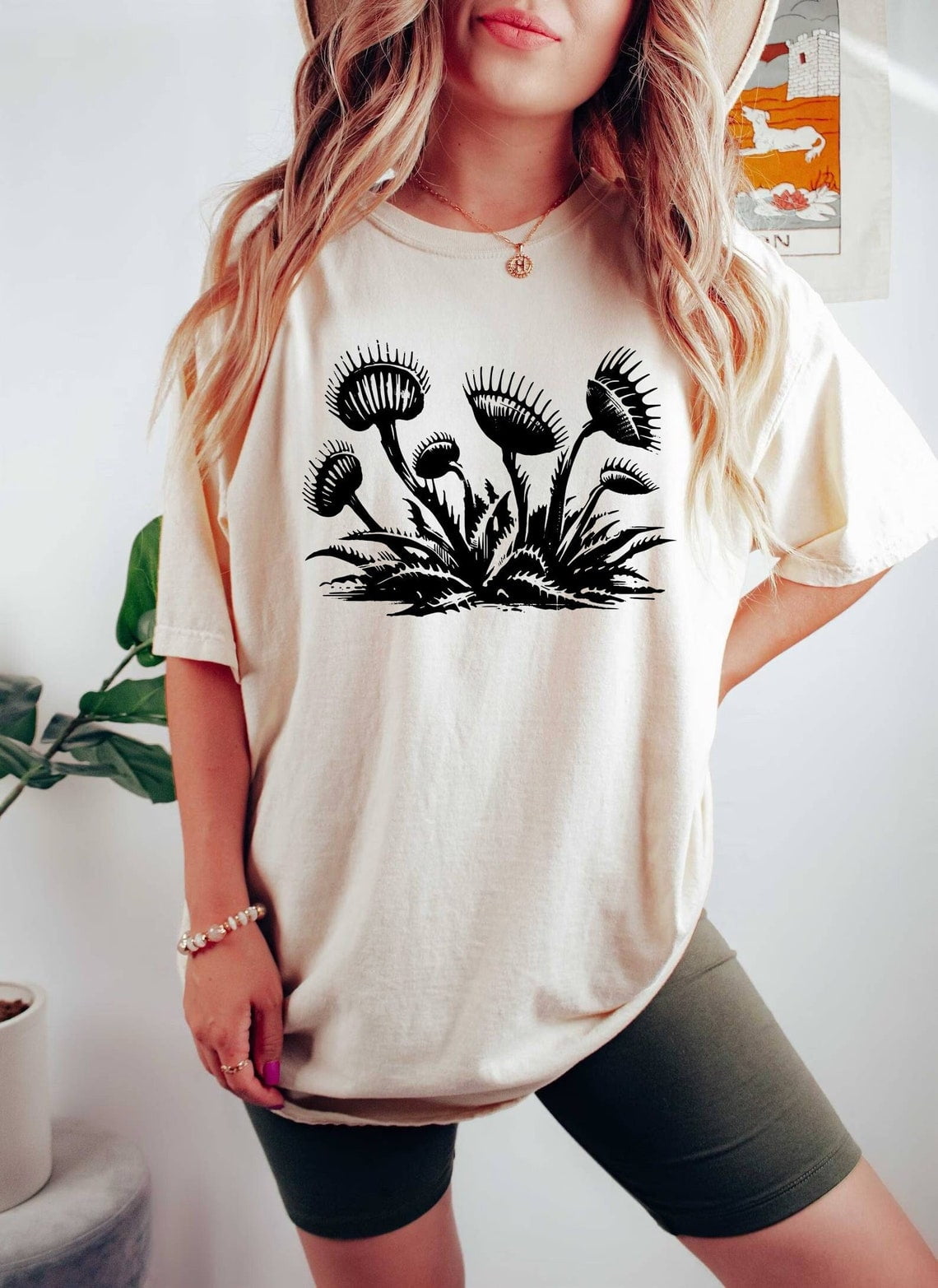 Osec Vintage Venus & White Plant Top | Botany Education Shirt | Flytrap Tee - Walmart.com
