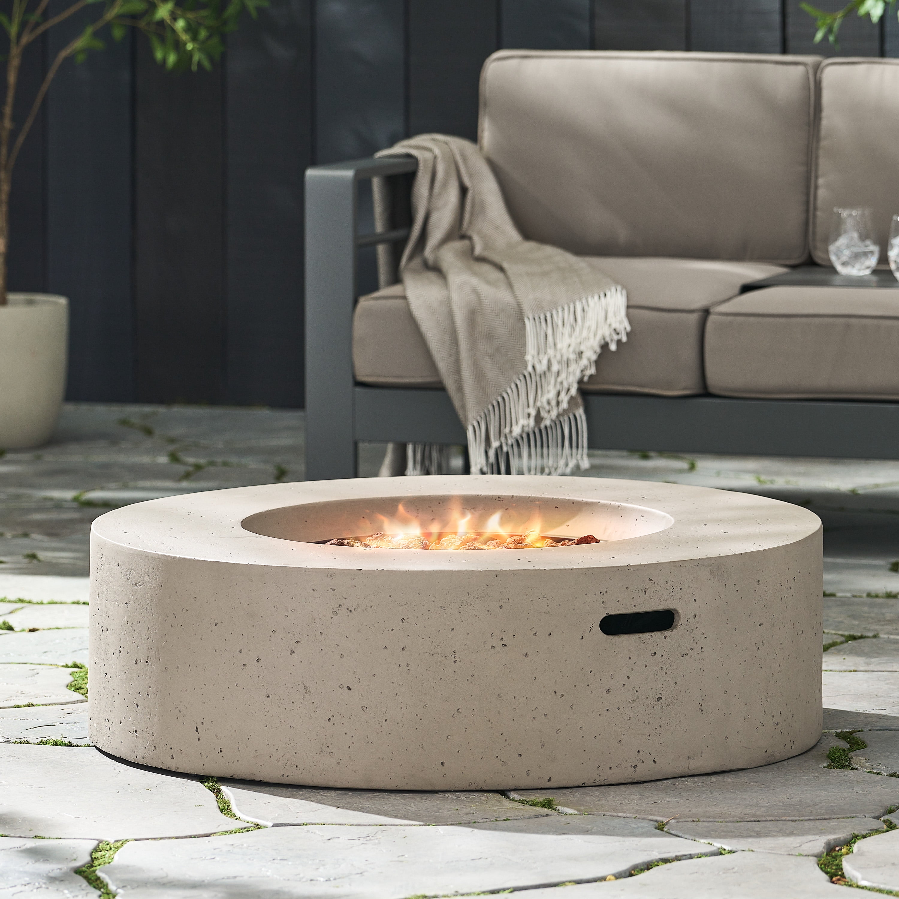 Outdoor 50,000 BTU Round MgO Concrete Propane Fire Pit, Light Grey ...