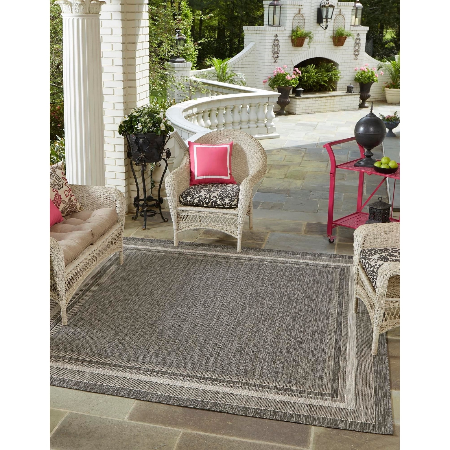 Outdoor Dimension Collection Area Rug Black - 5' Square - Walmart.com