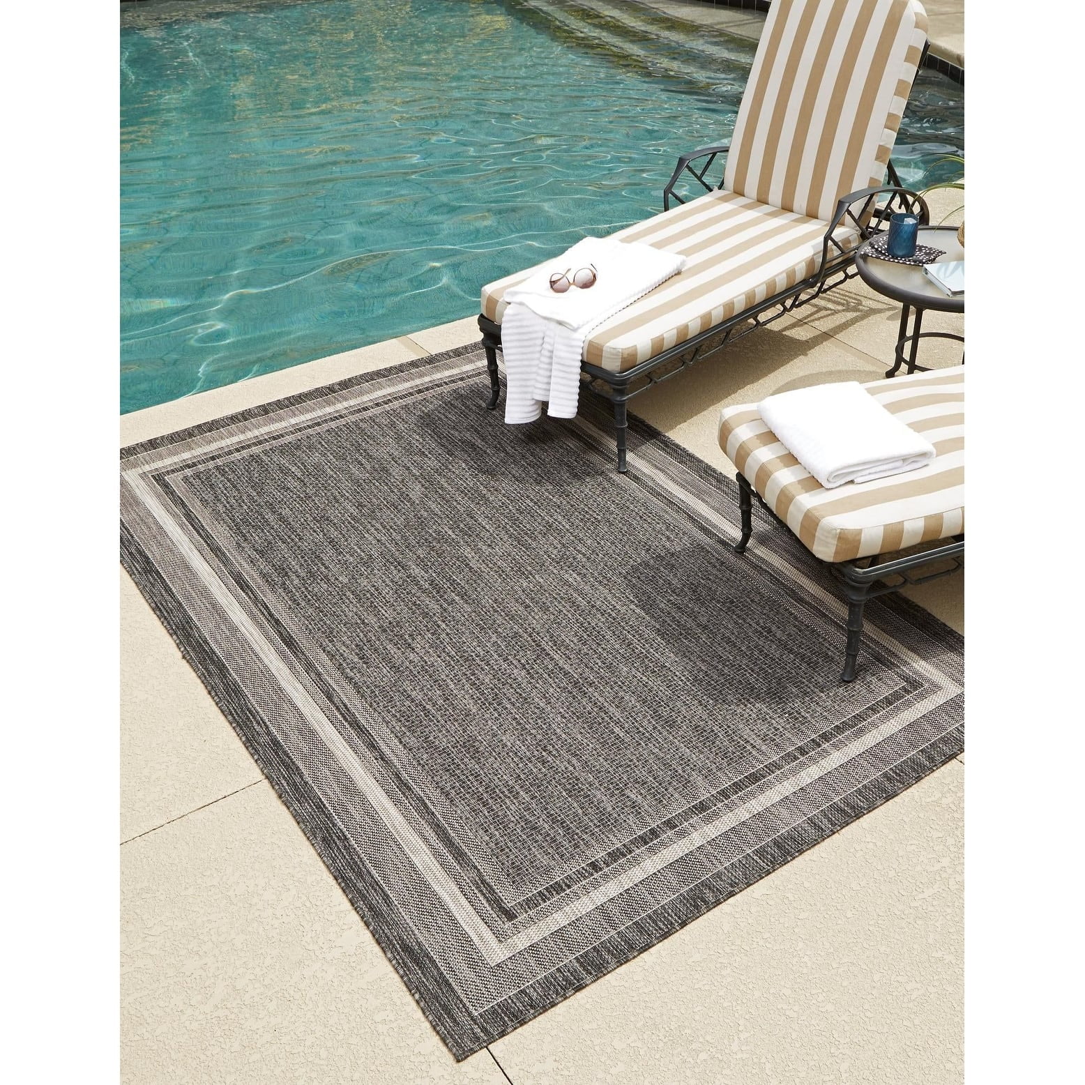 Outdoor Dimension Collection Area Rug Black - 5'x8' - Walmart.com