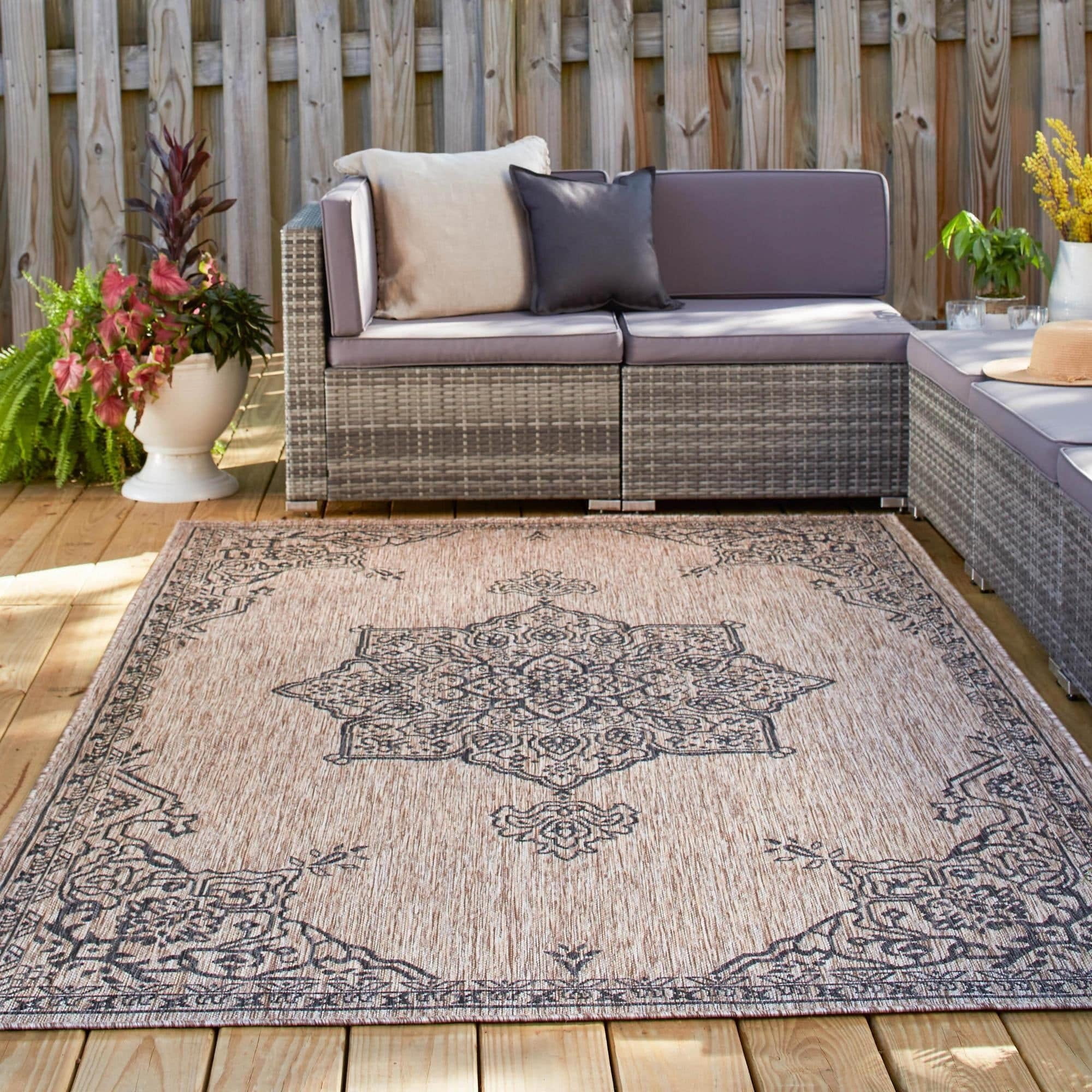 Outdoor Nirie Collection Area Rug Beige - 4'x6' - Walmart.com