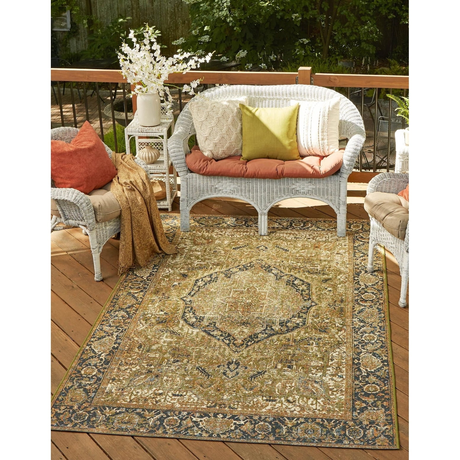 Outdoor Nirie Collection Area Rug Green - 7'10"x10' - Walmart.com