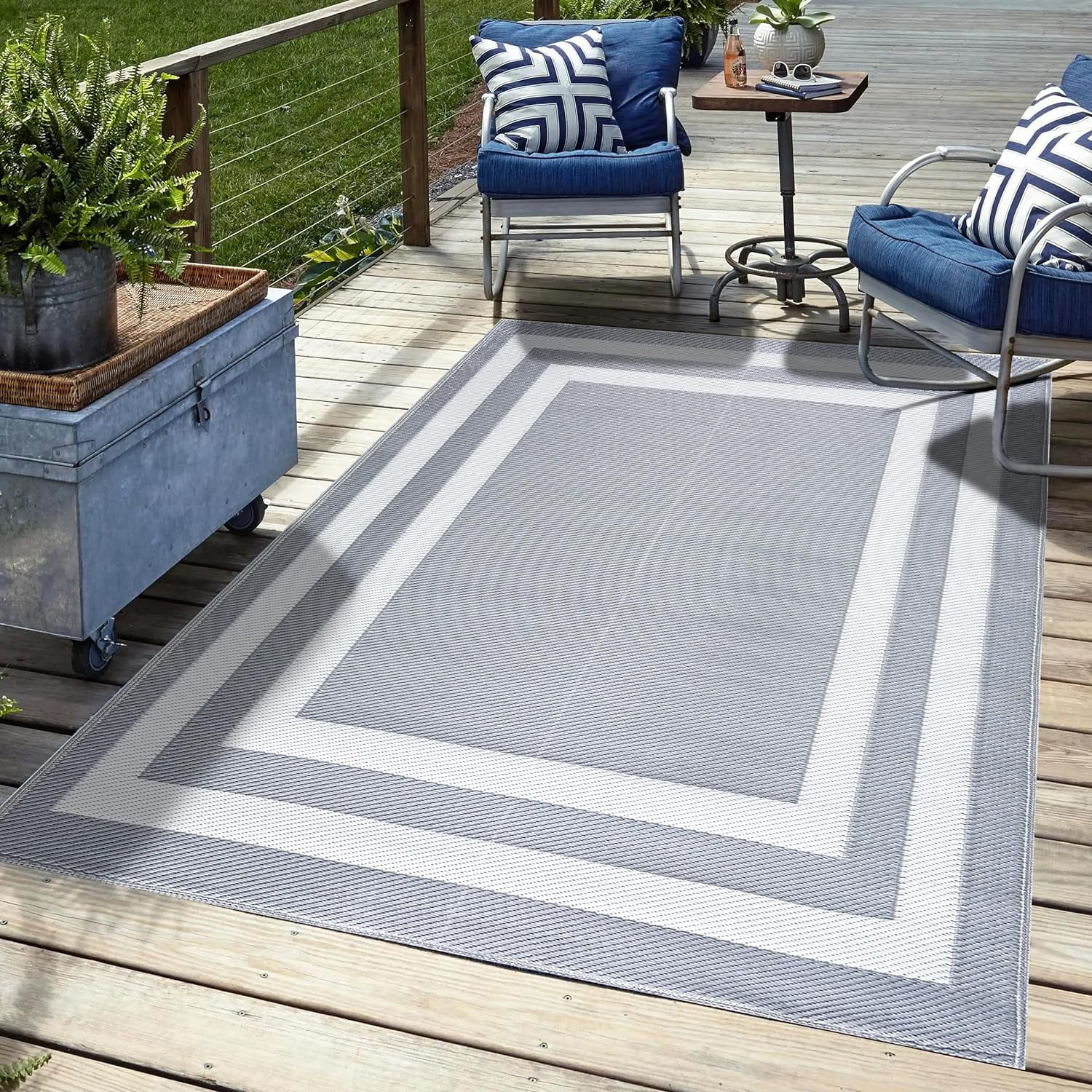 Outdoor Rug - Folded Design - Recycled Plastic Floor Mat for Patio ...