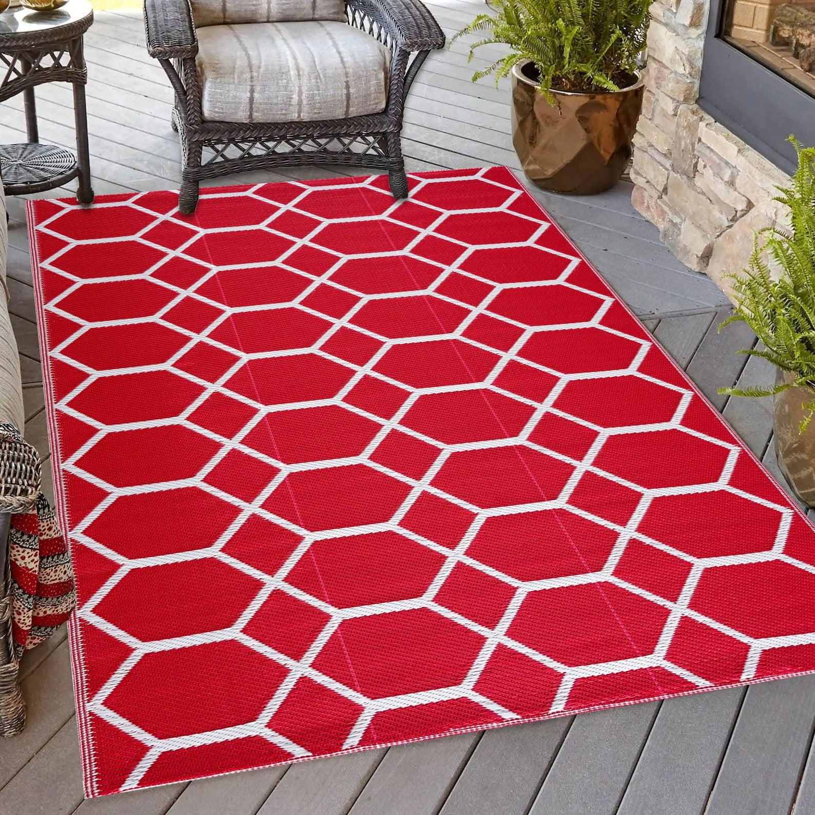 Outdoor Rug - Folded Design - Recycled Plastic Mat for Patio, Camping ...
