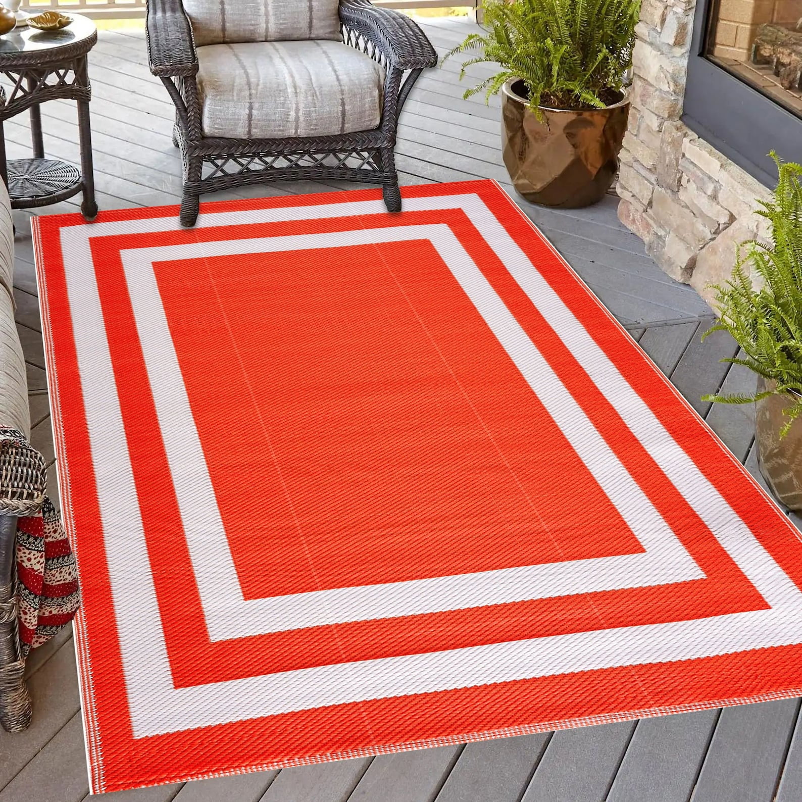 Outdoor Rug - Folded Design - Recycled Plastic Mat for Patio, Camping ...