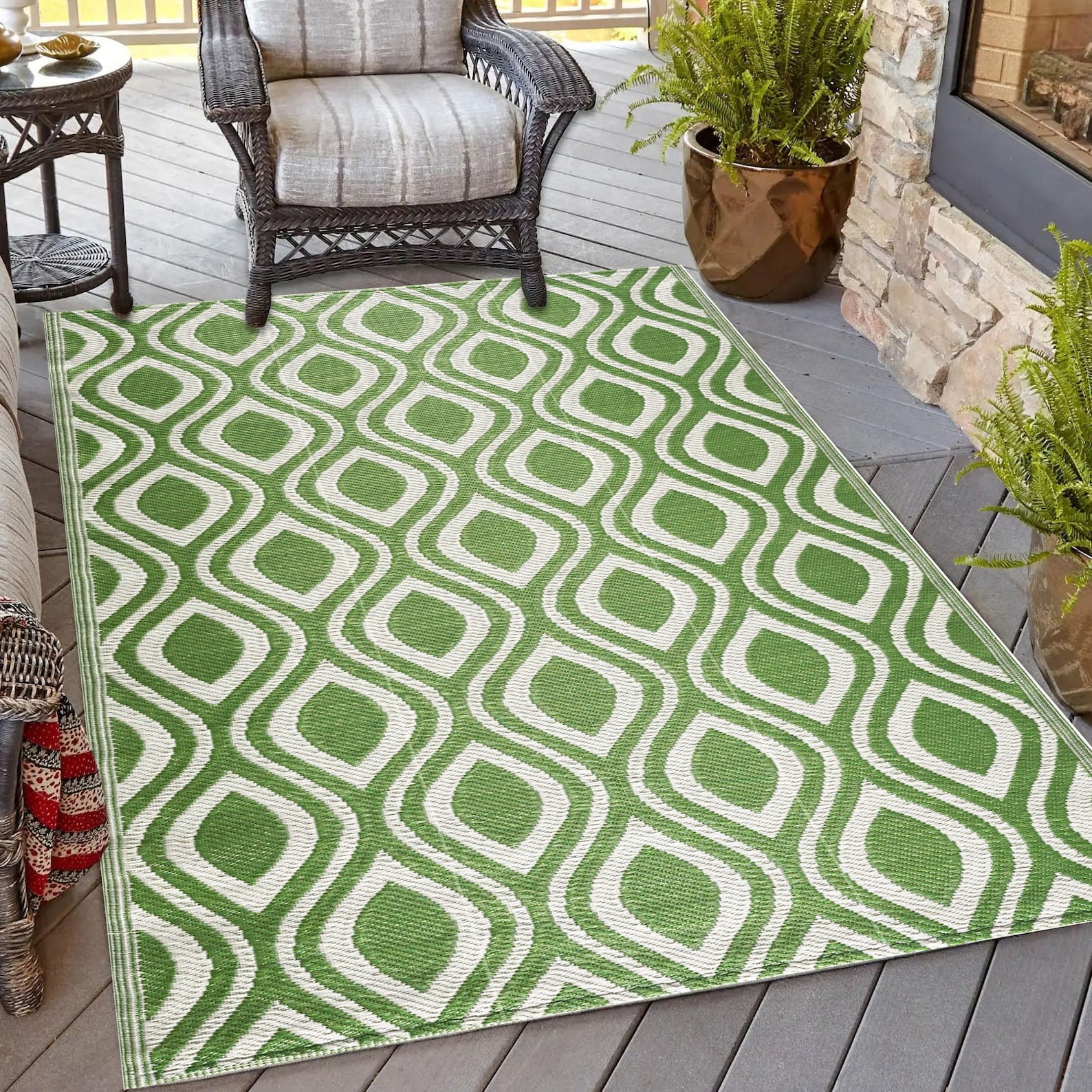 Outdoor Rug - Folded Design - Recycled Plastic Mat for Patio, Camping ...