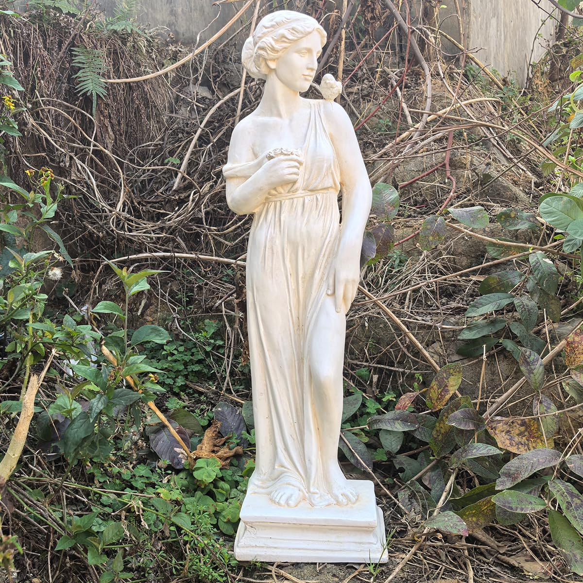 Outdoor Statue, Nymph Sculpture Goddess of Greek Mythology Roman Style ...