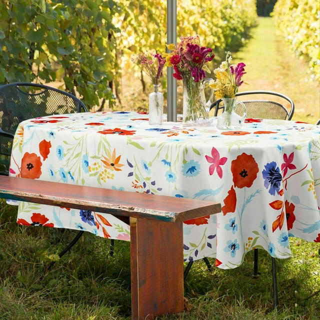 Outdoor Tablecloth with Umbrella Hole, Spring & Summer Outdoor ...