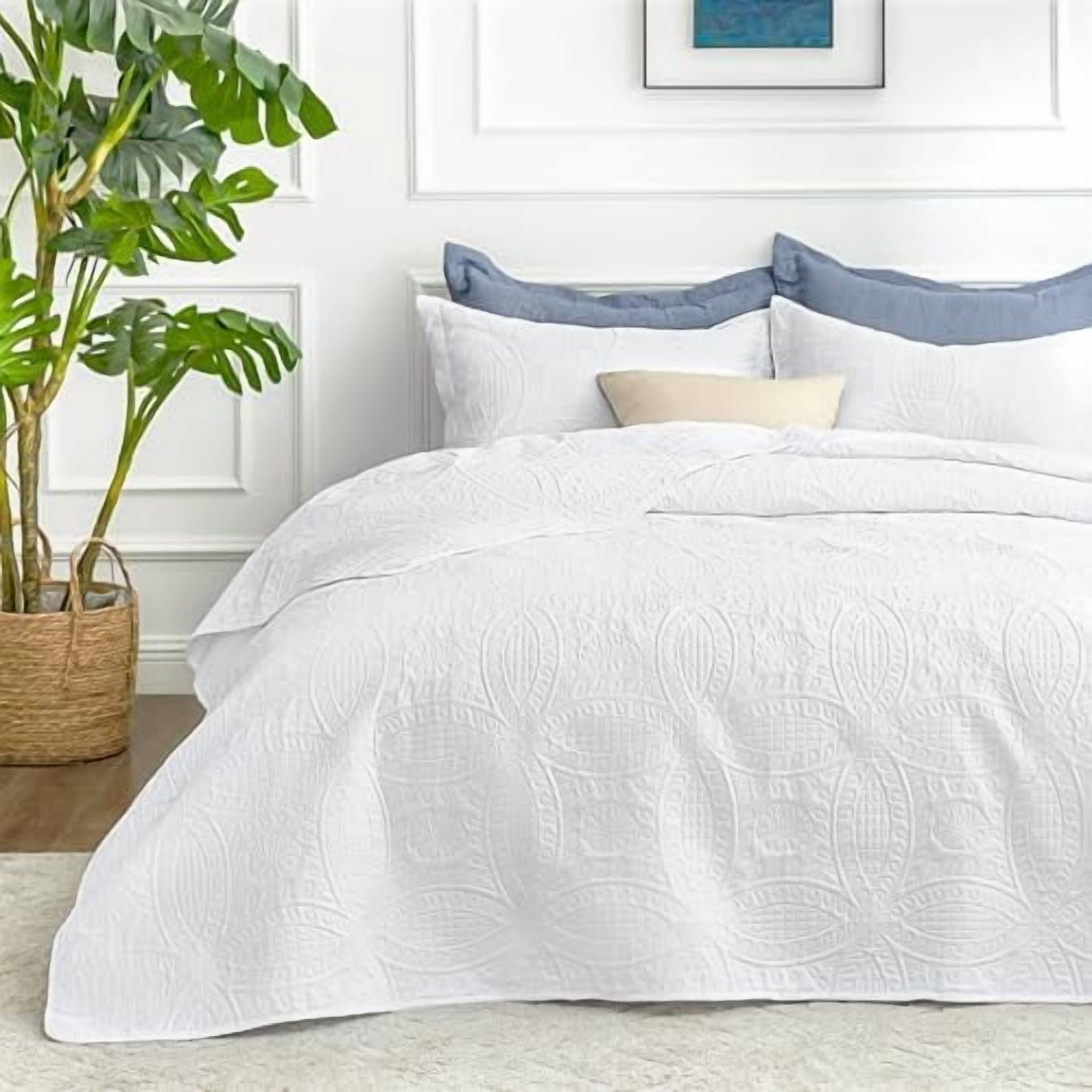 Oversized King Size Quilt Bedding Set White Bedspreads - Oversized King ...