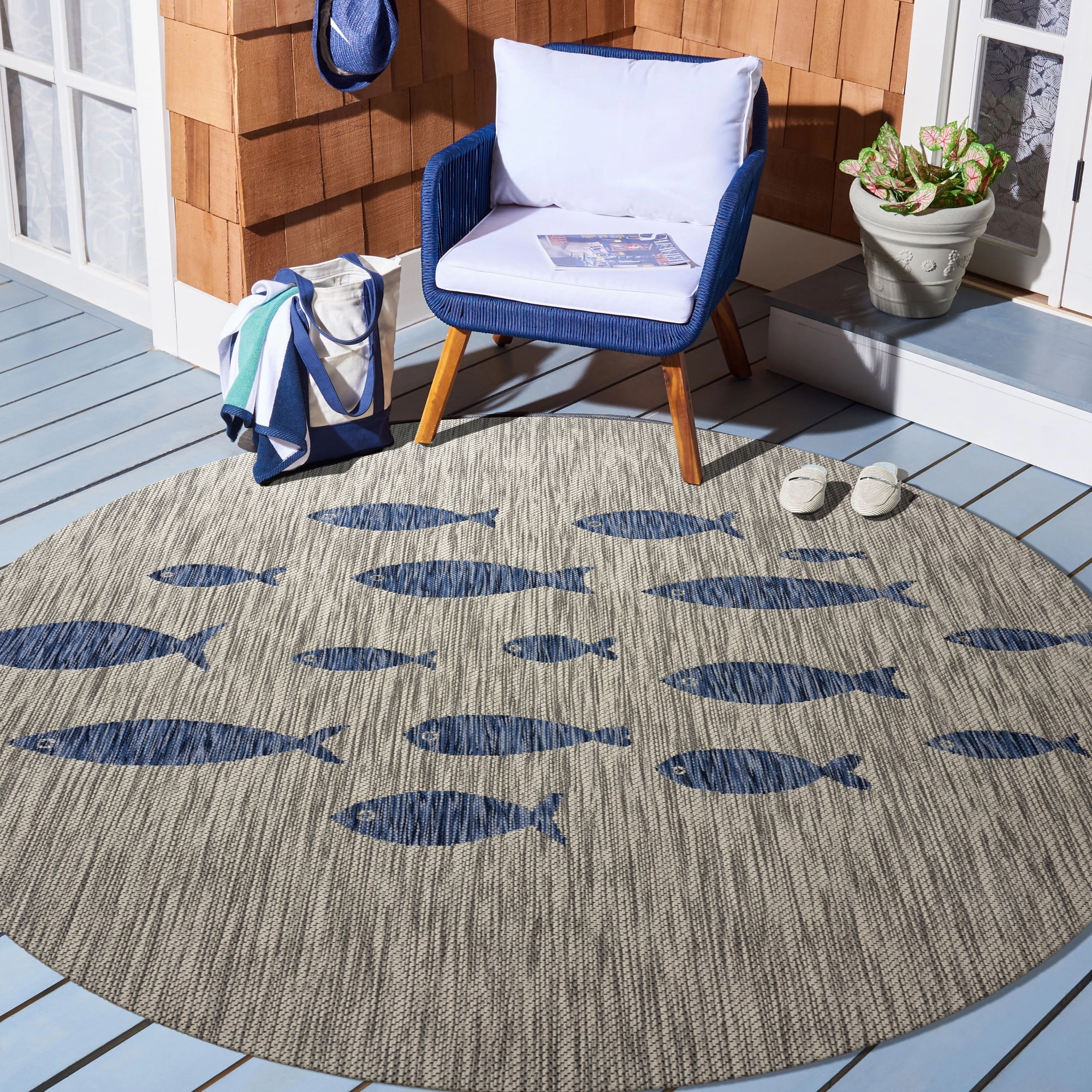Ox Bay Camila 5'3" Round Navy/Gray Fish Indoor/Outdoor Area Rug ...